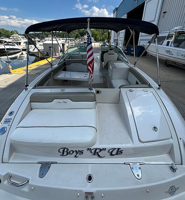 2008 Sea Ray 290 Sundeck Deck for sale - YachtWorld