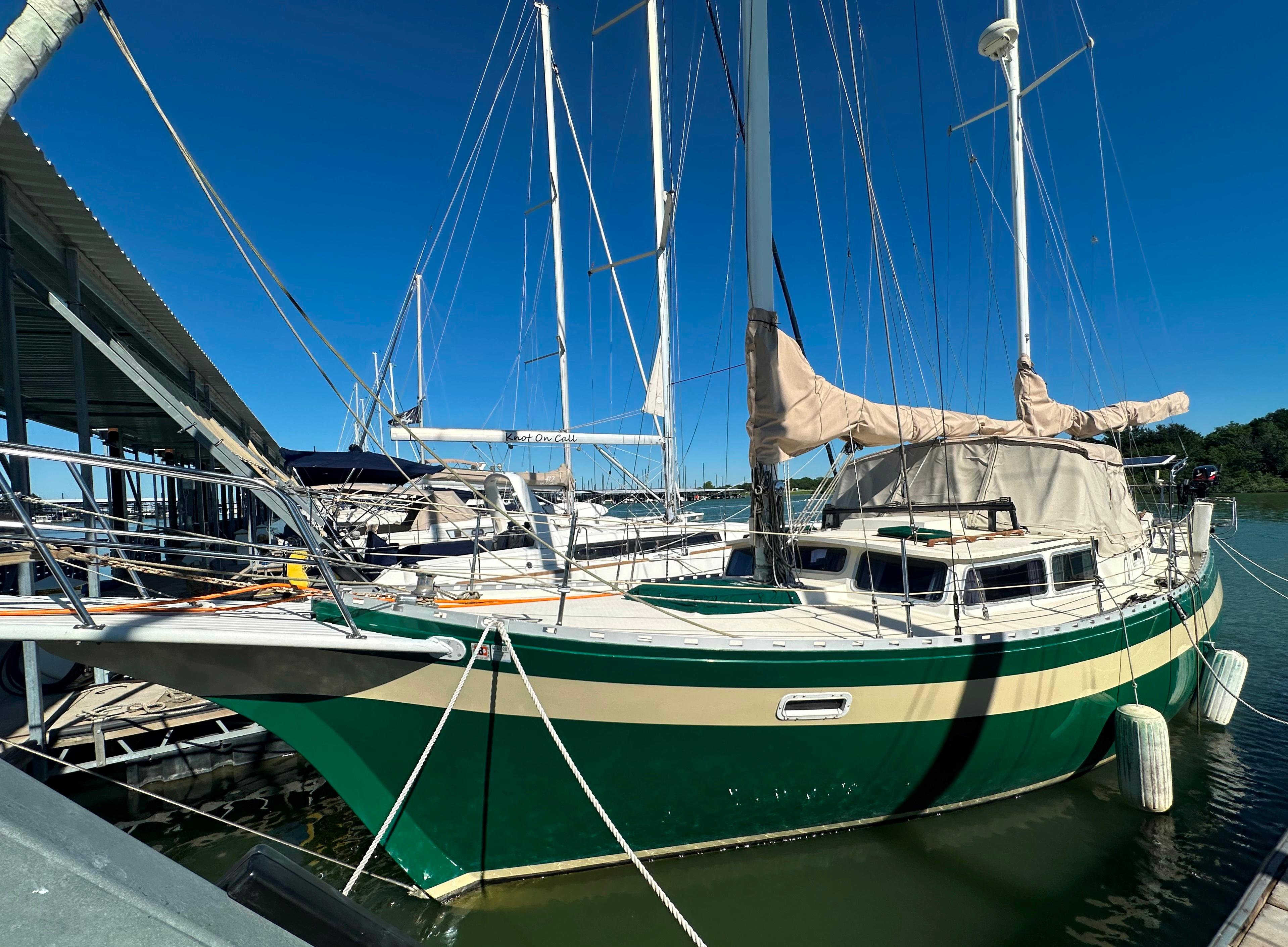 1981 Islander Freeport Ketch Ketch for sale - YachtWorld