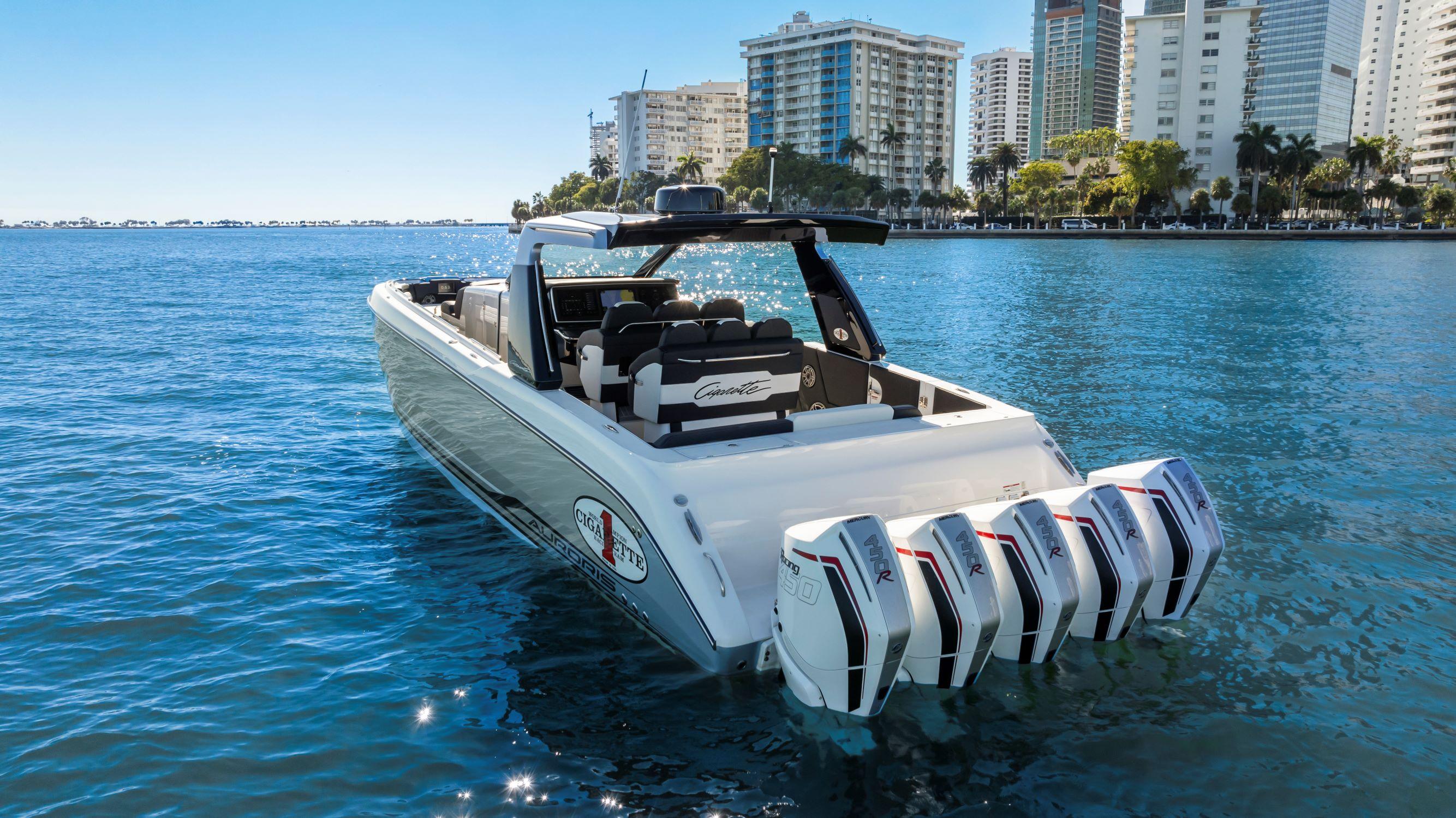 2022 Cigarette 42 Auroris Center Console for sale - YachtWorld