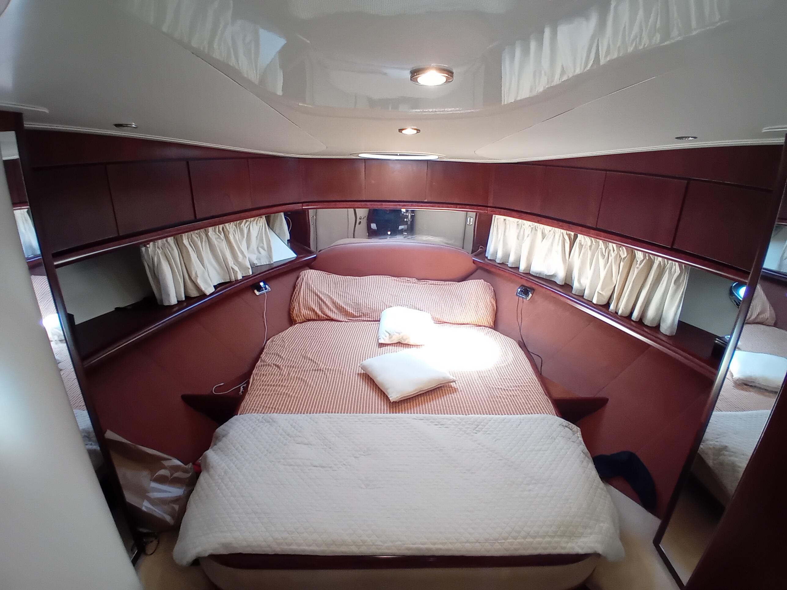 1999 Custom Admiral's Erredesign 153 Motor Yachts for sale - YachtWorld