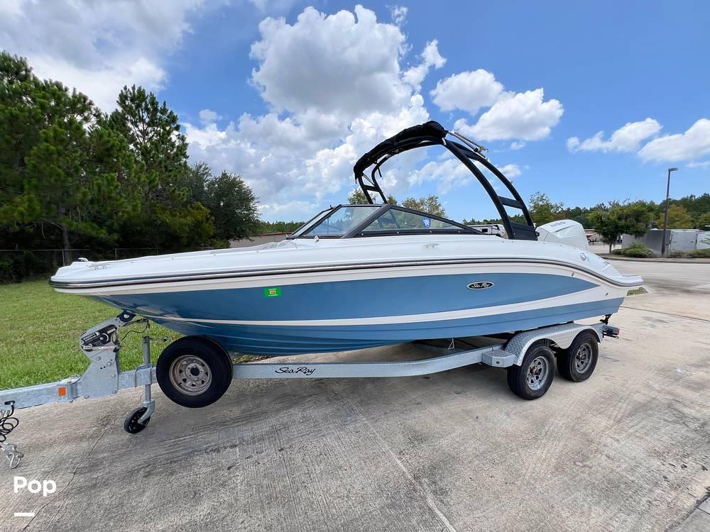 Used 2021 Sea Ray 210 SPX - Florida | TopBoats