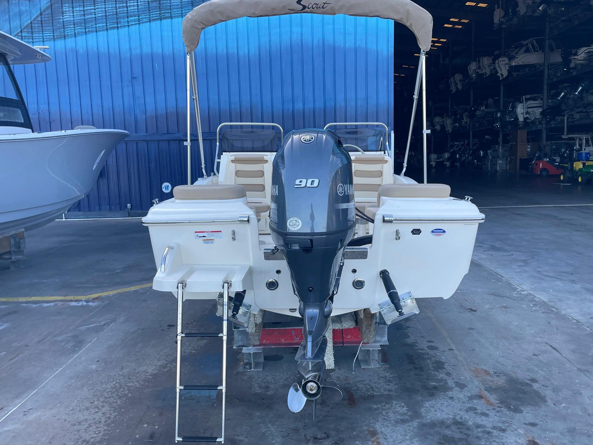 2024 Scout 175 Sport Dorado Dual Console for sale - YachtWorld