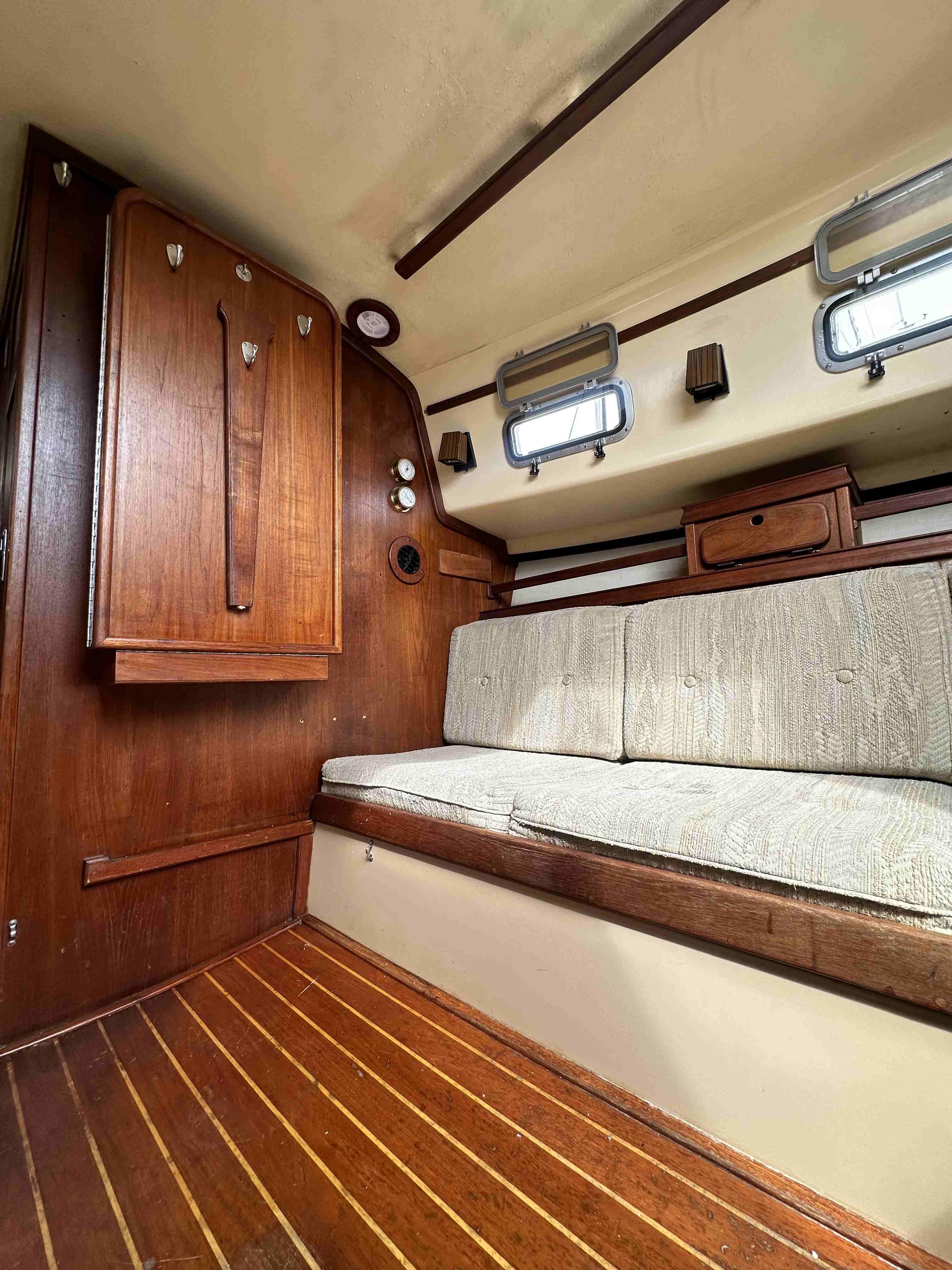 1987 Island Packet 27 Sloop for sale - YachtWorld