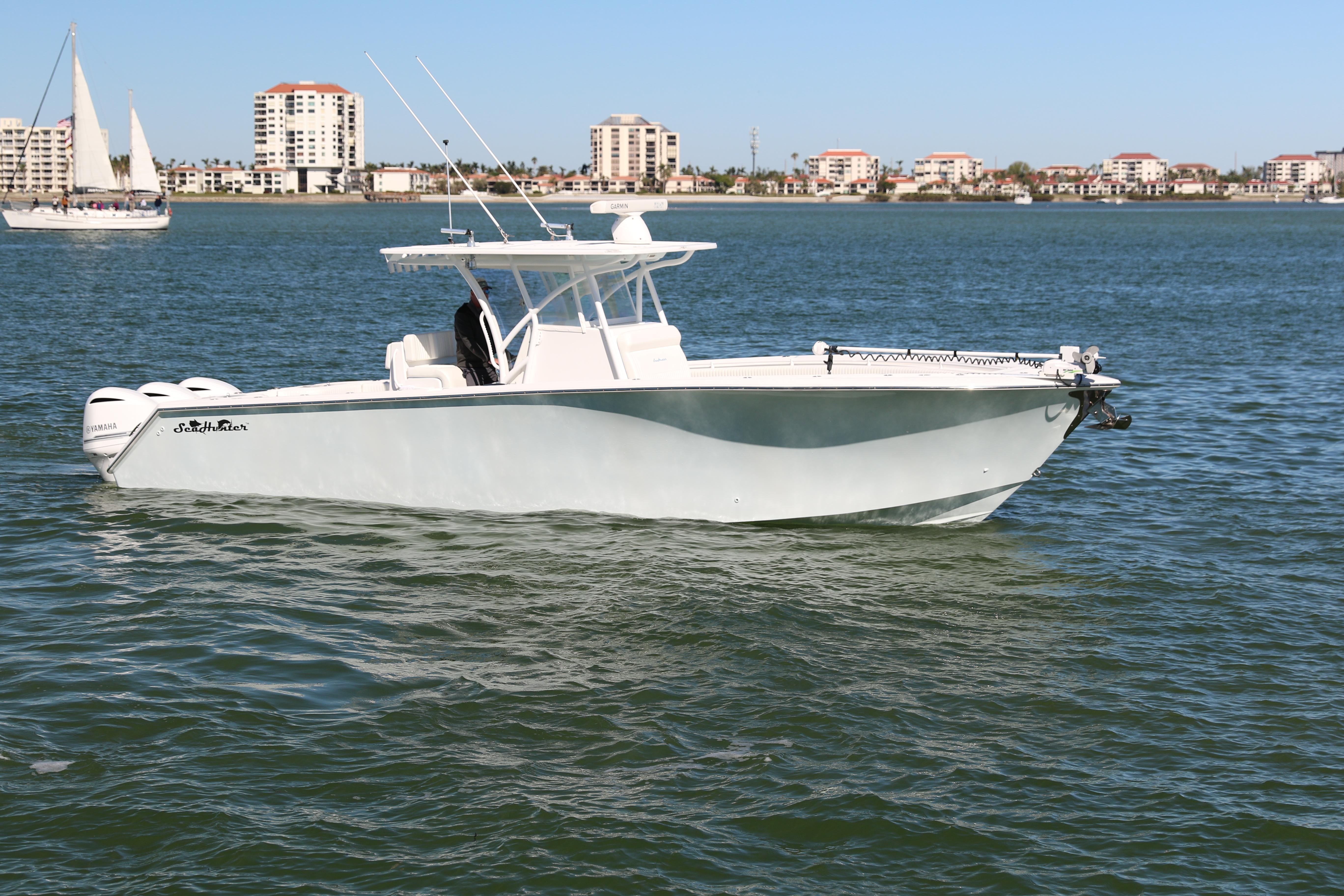 2017 SeaHunter 35 Tournament Center Console for sale - YachtWorld