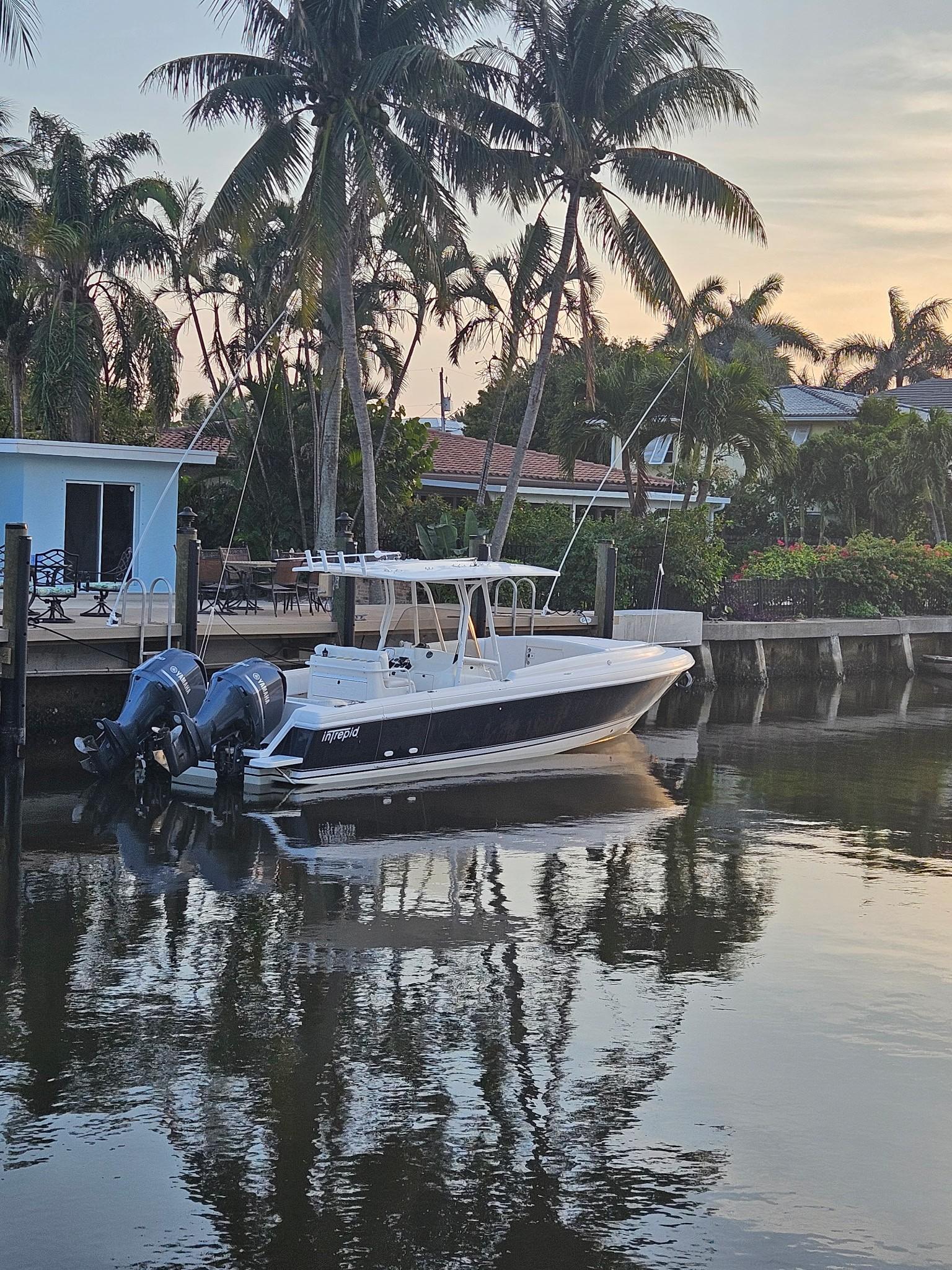 2005 Intrepid 323 Cuddy Center Console for sale - YachtWorld