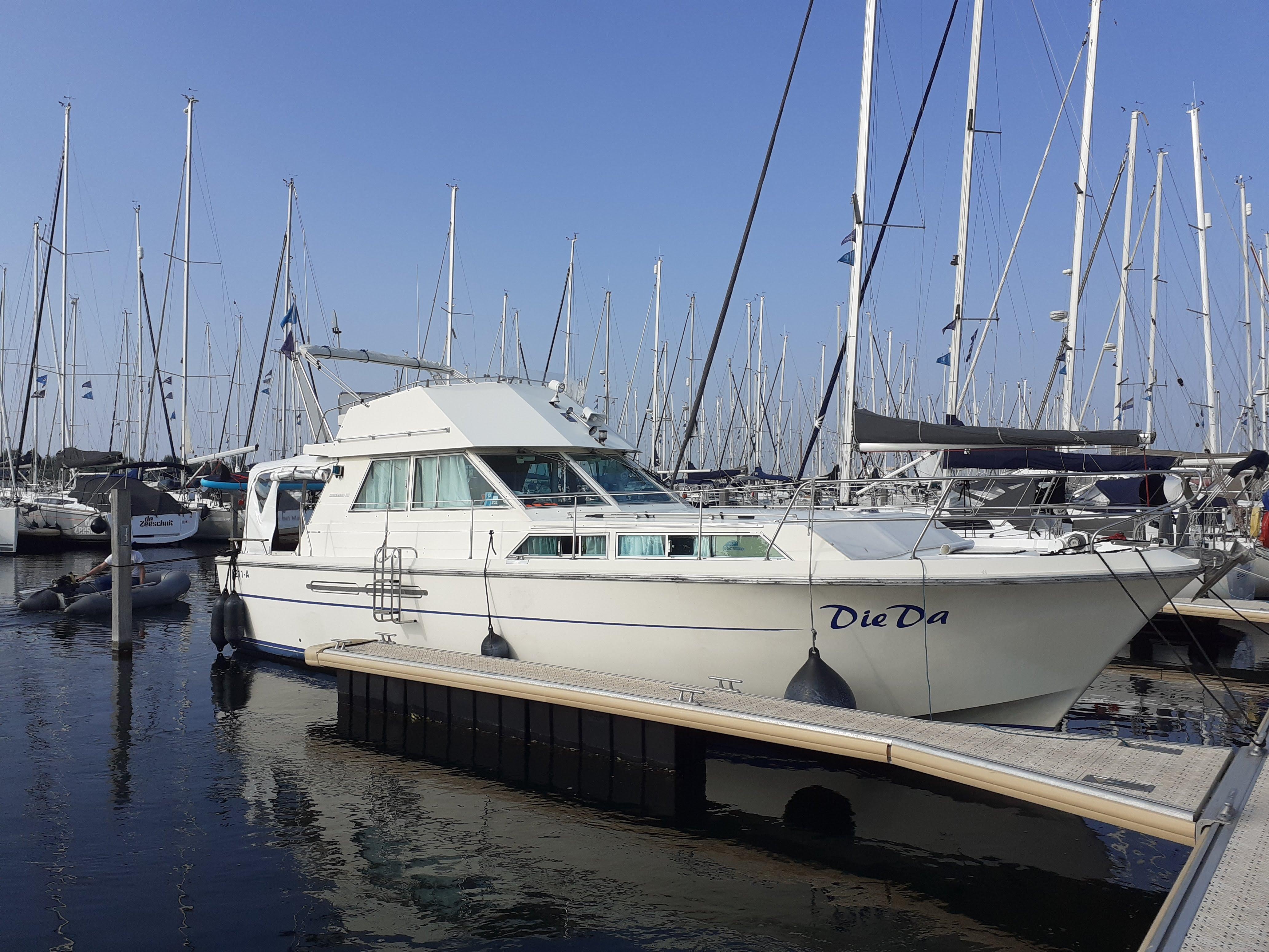 Used 1978 Princess 37 Flybridge | YachtFocus