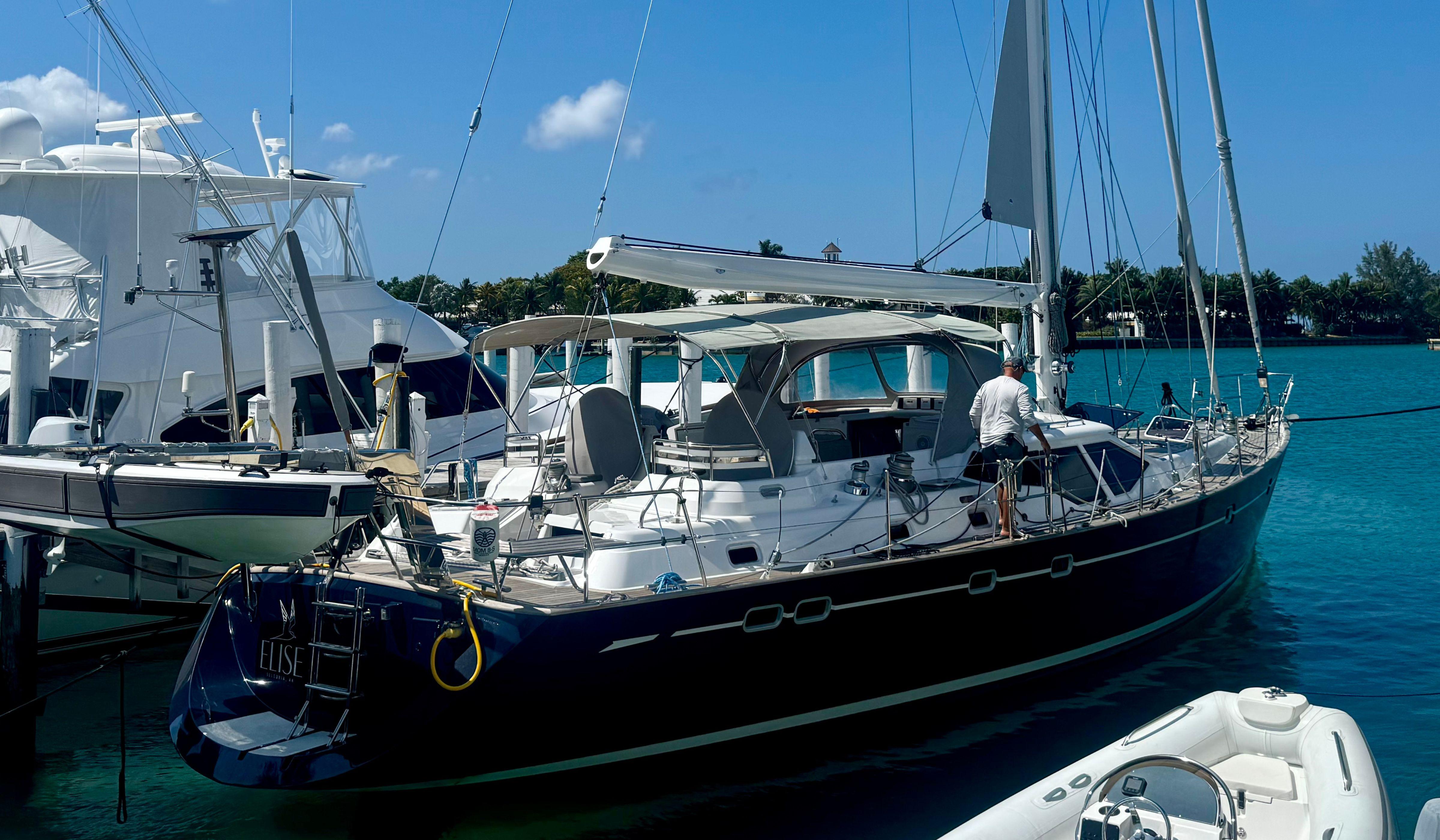 2001 Oyster 66 Deck Saloon for sale - YachtWorld