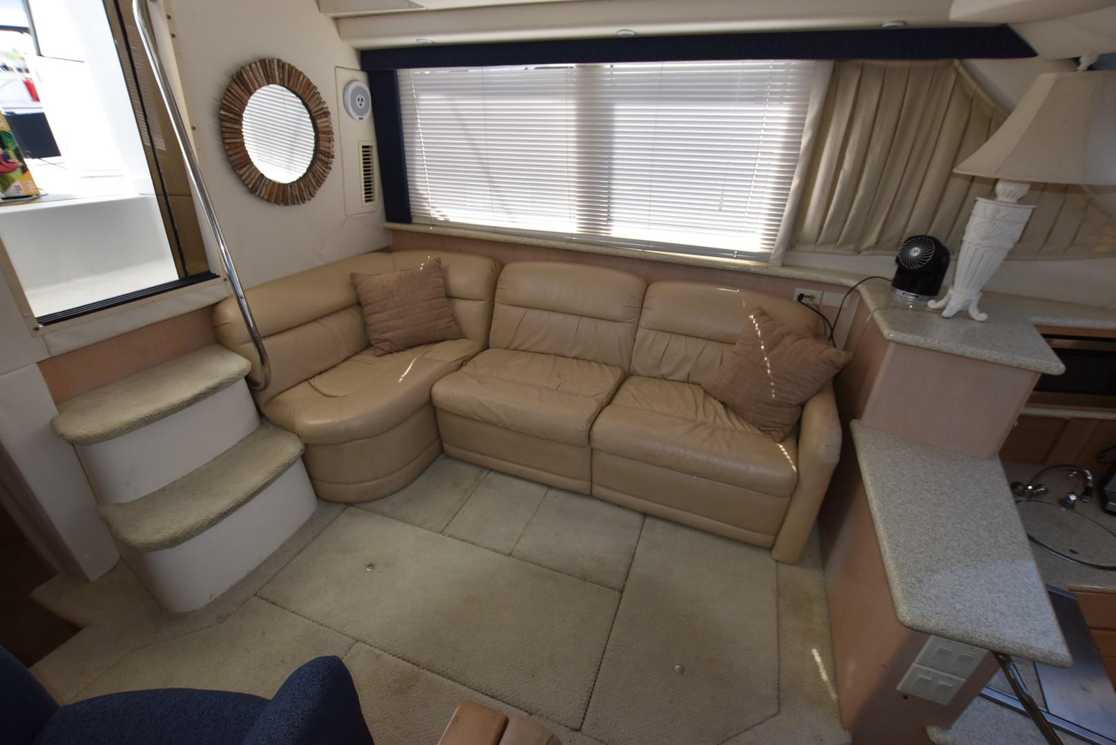 1999 Carver 356 Aft Cabin Motoryacht Motor Yacht for sale - YachtWorld