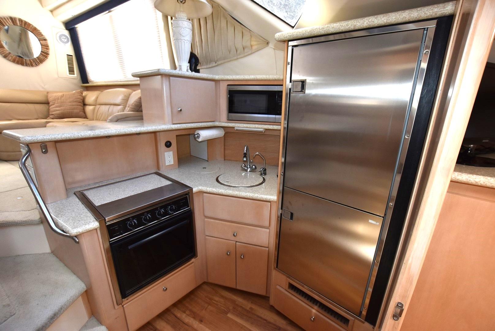 1999 Carver 356 Aft Cabin Motoryacht Motor Yacht for sale - YachtWorld