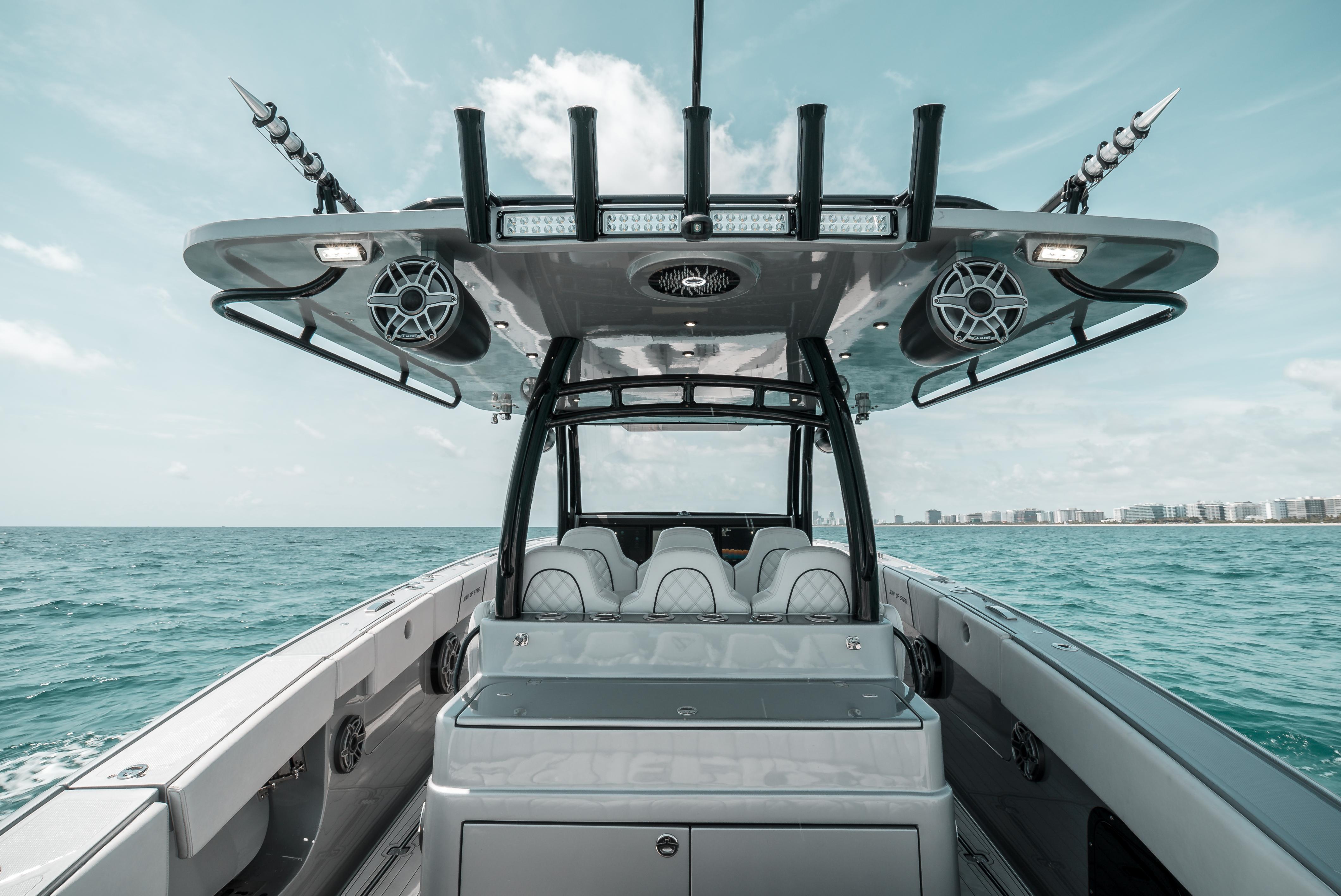 2022 Midnight Express 43 Senterkonsoller til salgs- YachtWorld