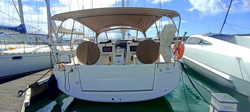 2019 Jeanneau Sun Odyssey 410 Sloop for sale - YachtWorld