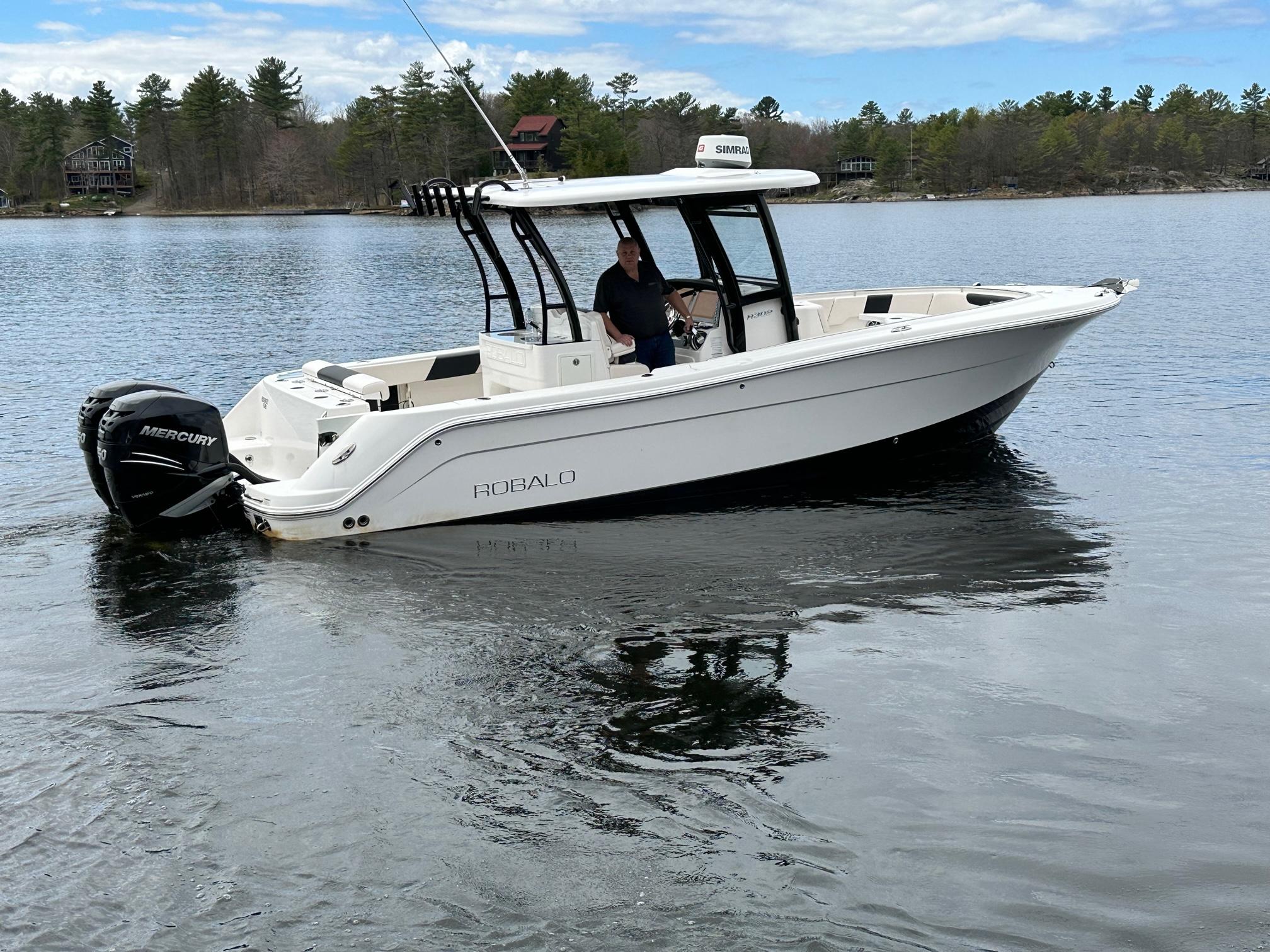 2017 Robalo R302 Bateaux à console centrale à vendre - YachtWorld