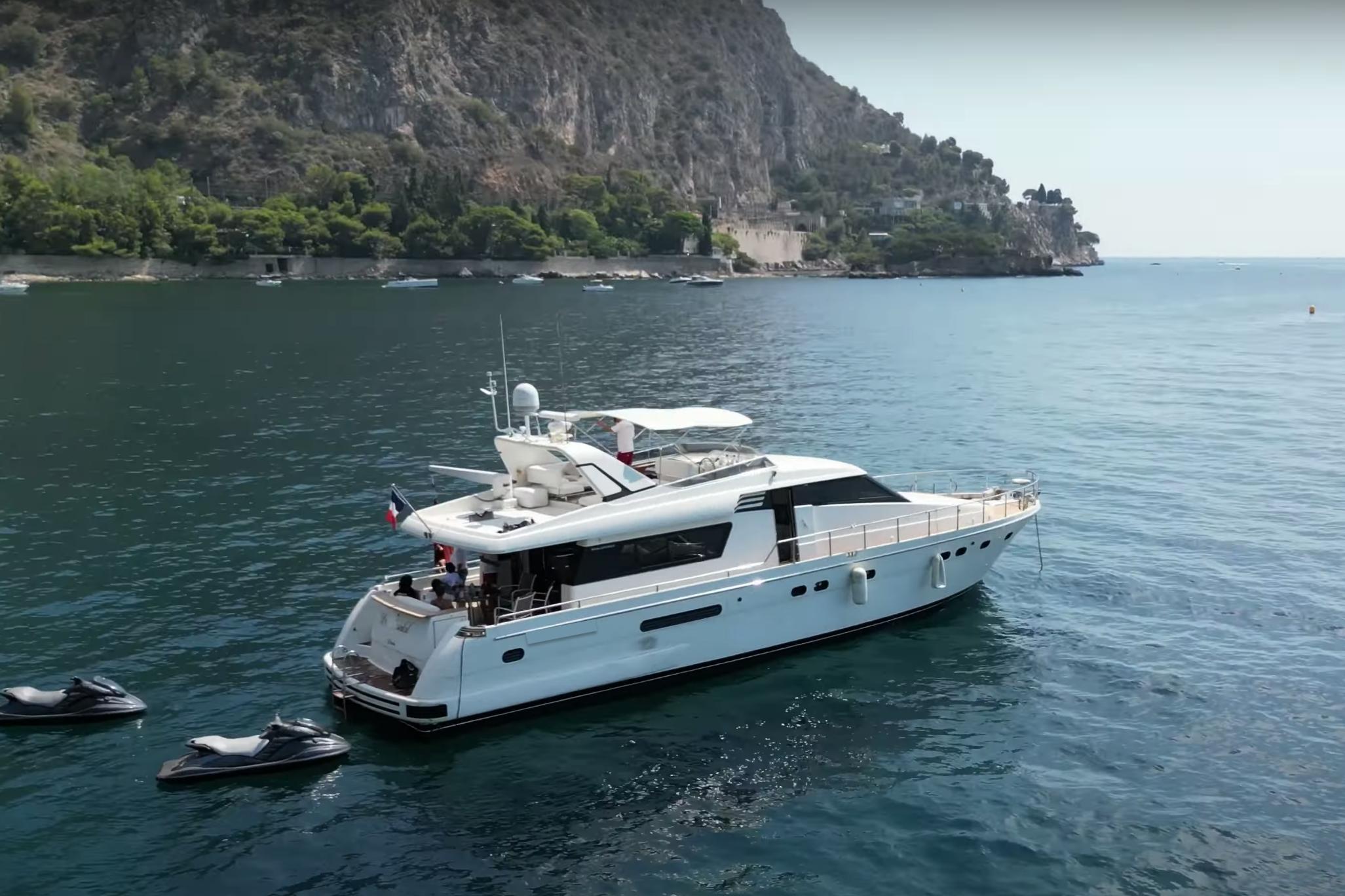 Sanlorenzo SL62 | 1996 | 59ft - 06 - Alpes-Maritimes | Boatshop24