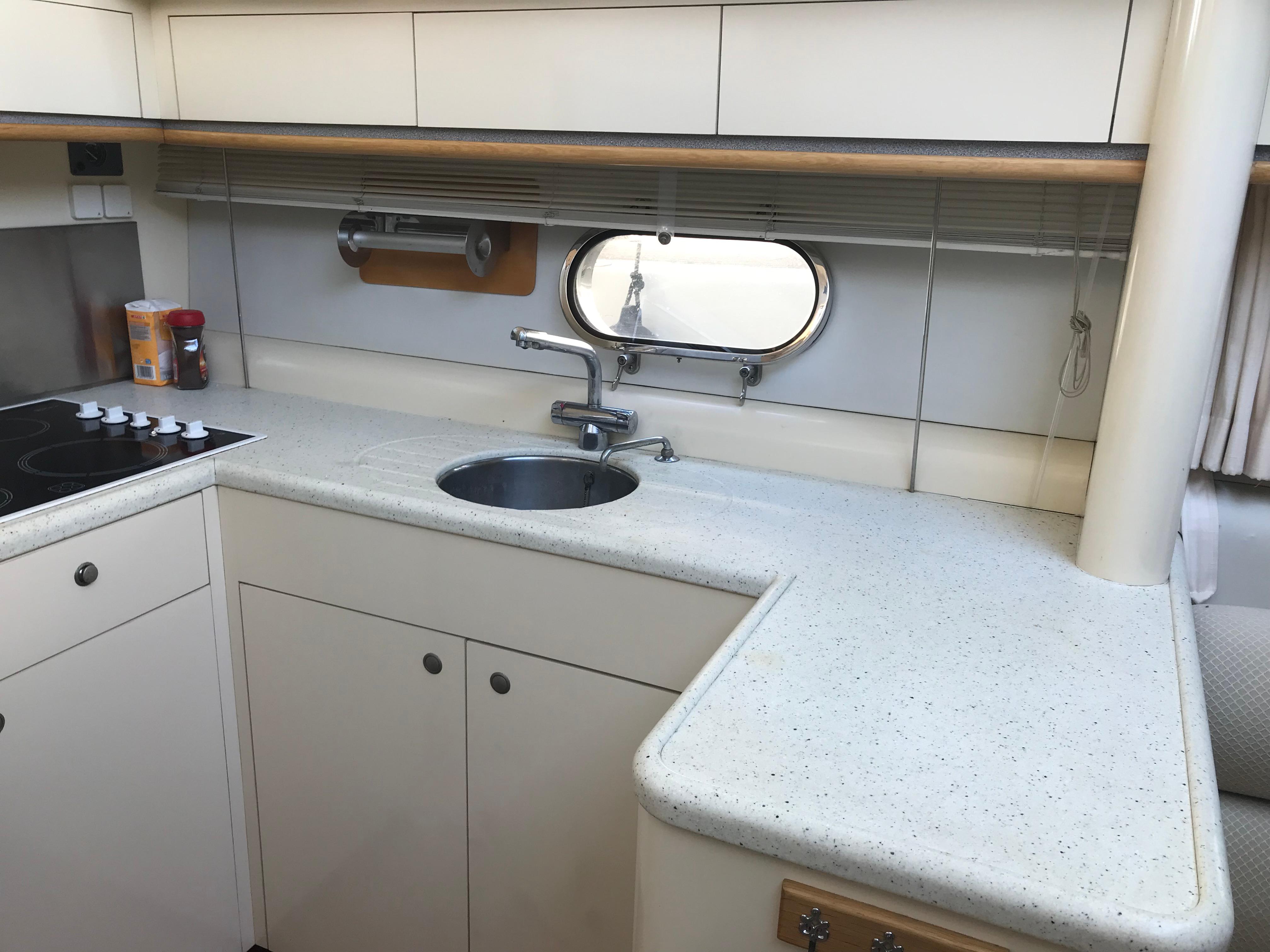 1993 Princess 470 Motor Yachts for sale - YachtWorld