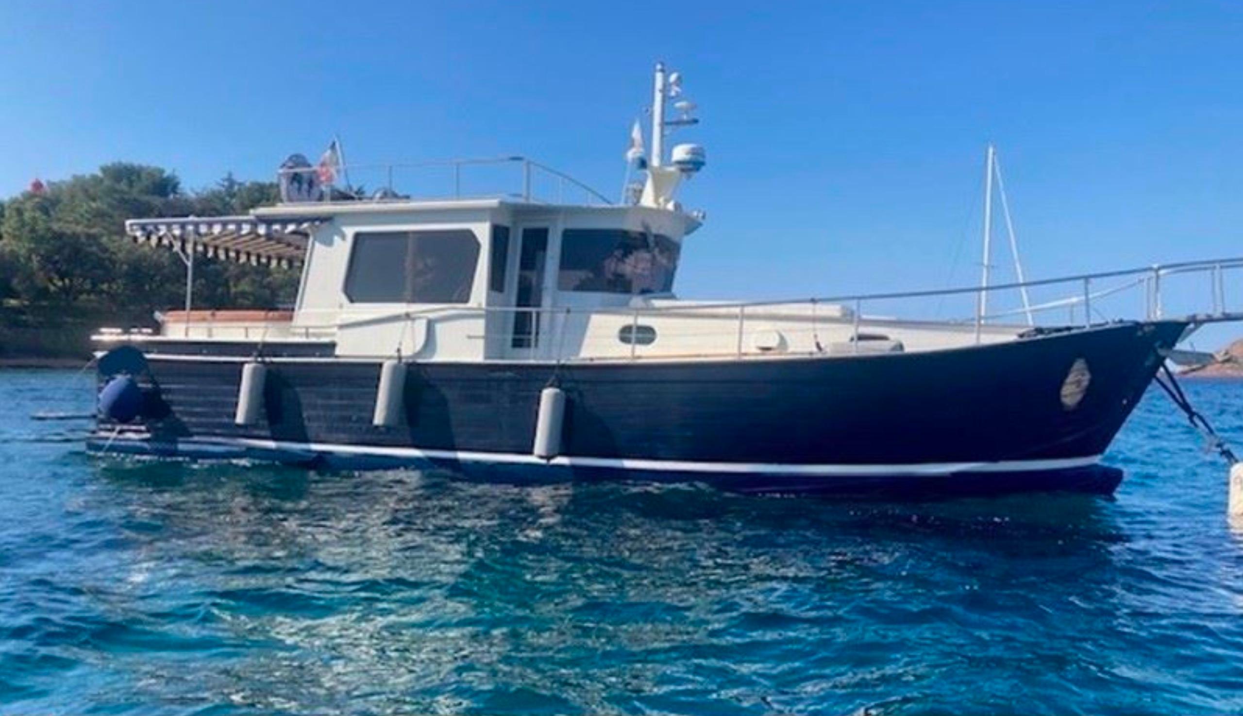Custom Trawler 38 | 1991 | 12m - 06 - Alpes-Maritimes | Boatshop24