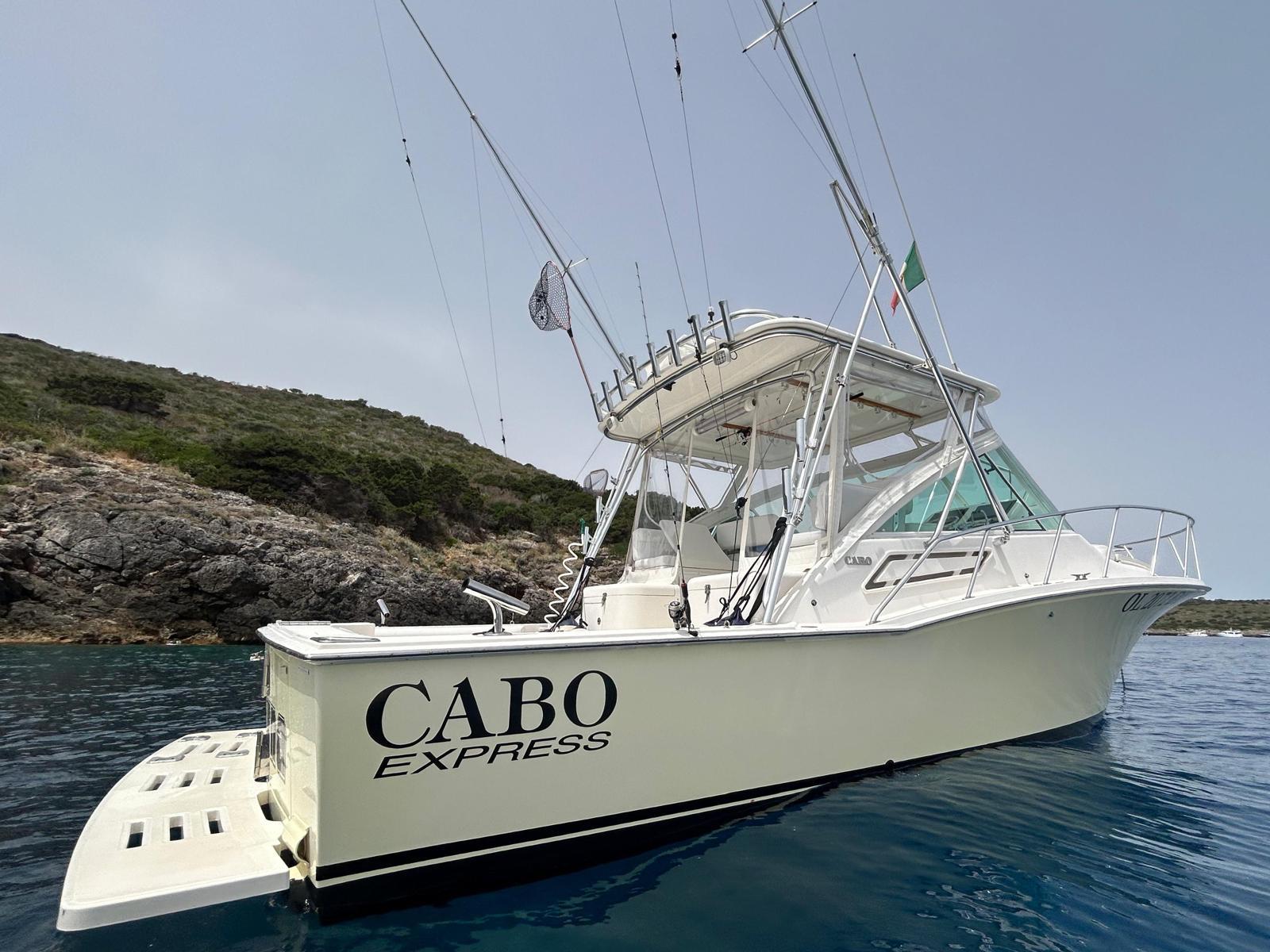 2006 Cabo 32 Express Express Cruiser for sale - YachtWorld