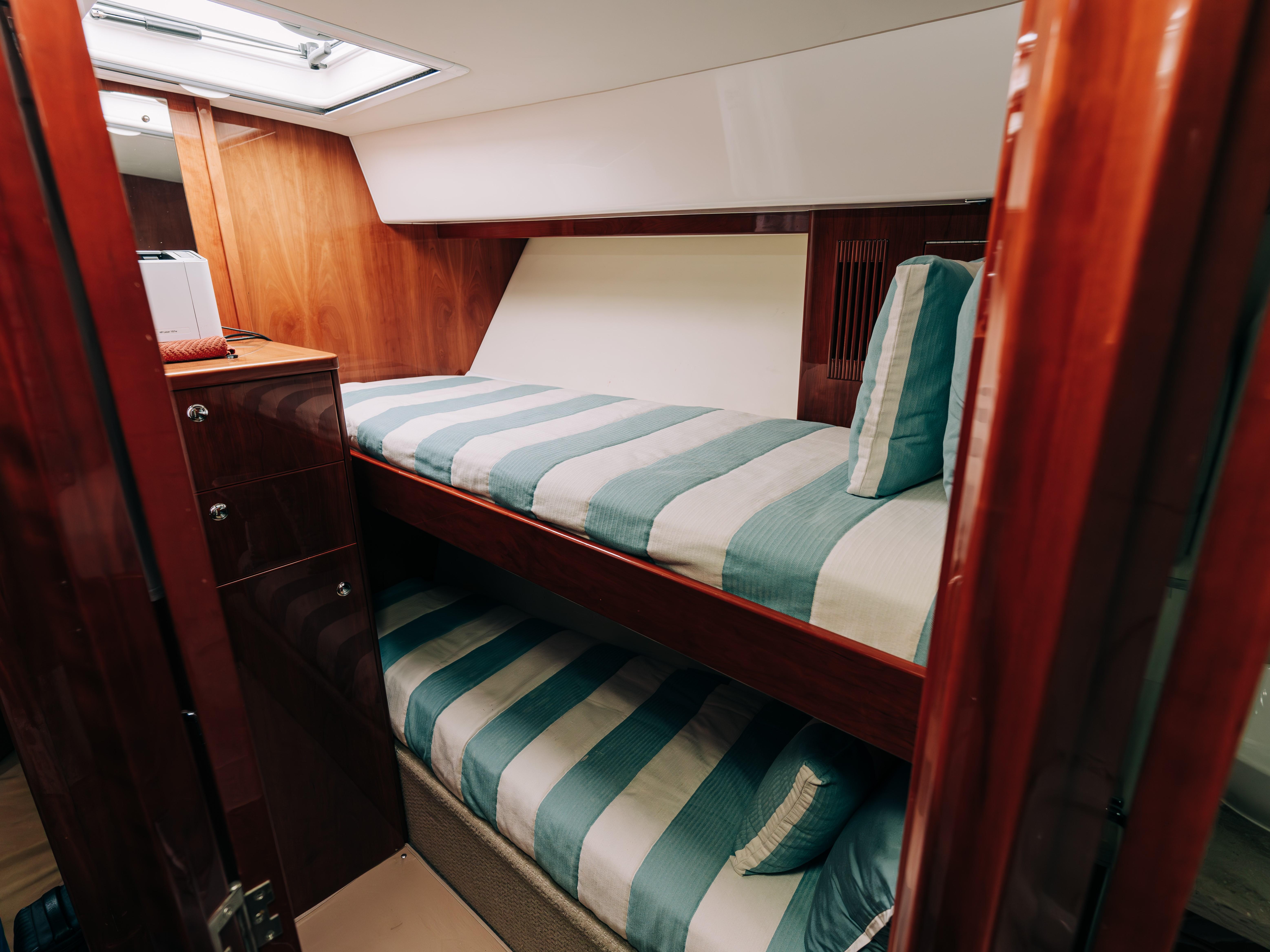 2016 Riviera 45 Open Flybridge Flybridge for sale - YachtWorld