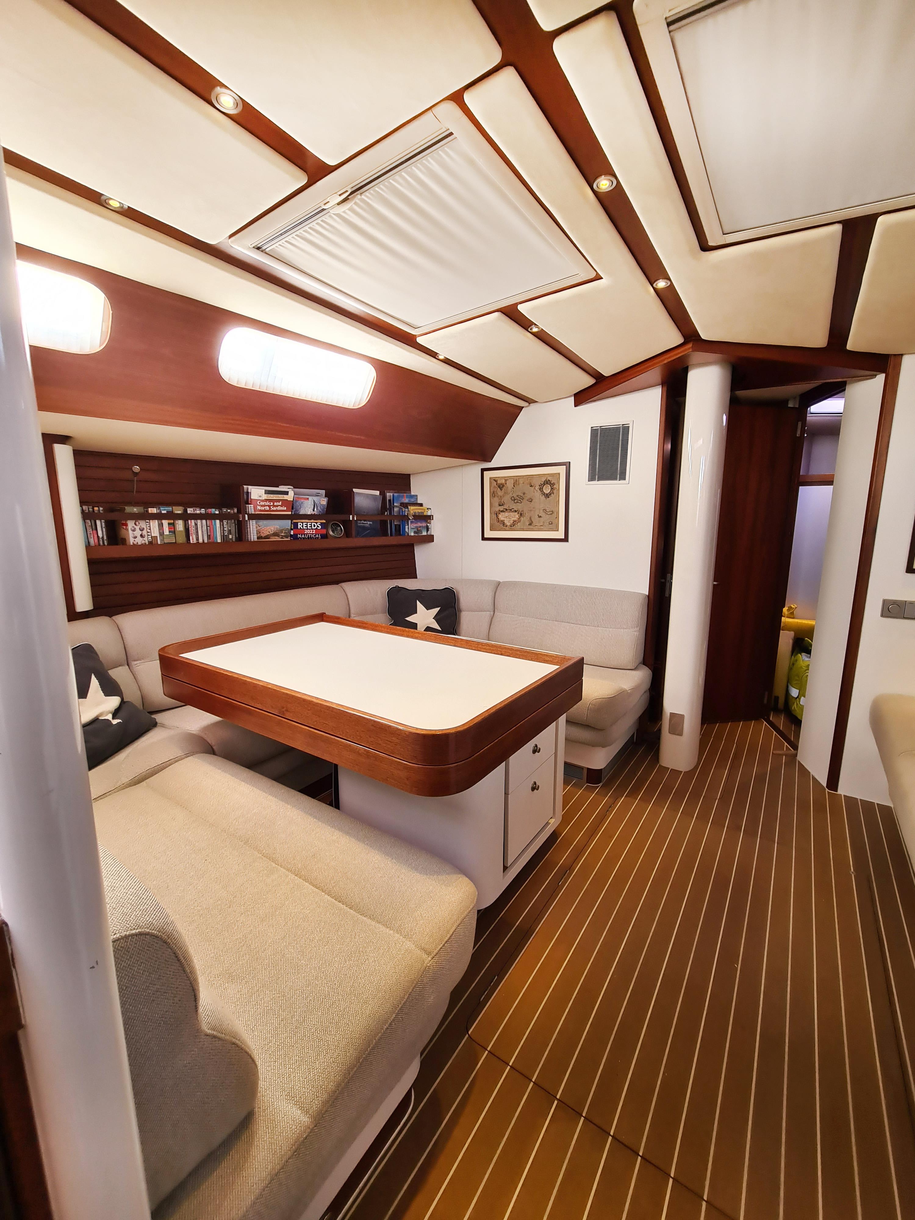 2008 KM Yachtbuilders Stadtship 70 Cruiser for sale - YachtWorld