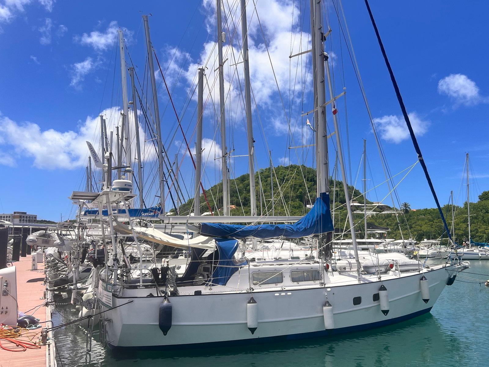 Custom Asante 1120 | 1997 | 12m | Boatshop24