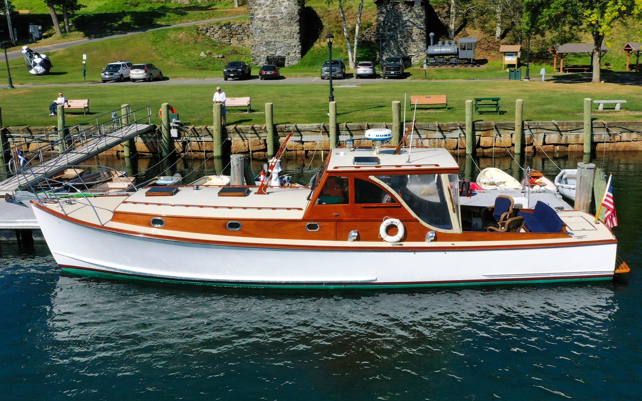 1958 Bunker and Ellis 42 Antique and Classic for sale - YachtWorld