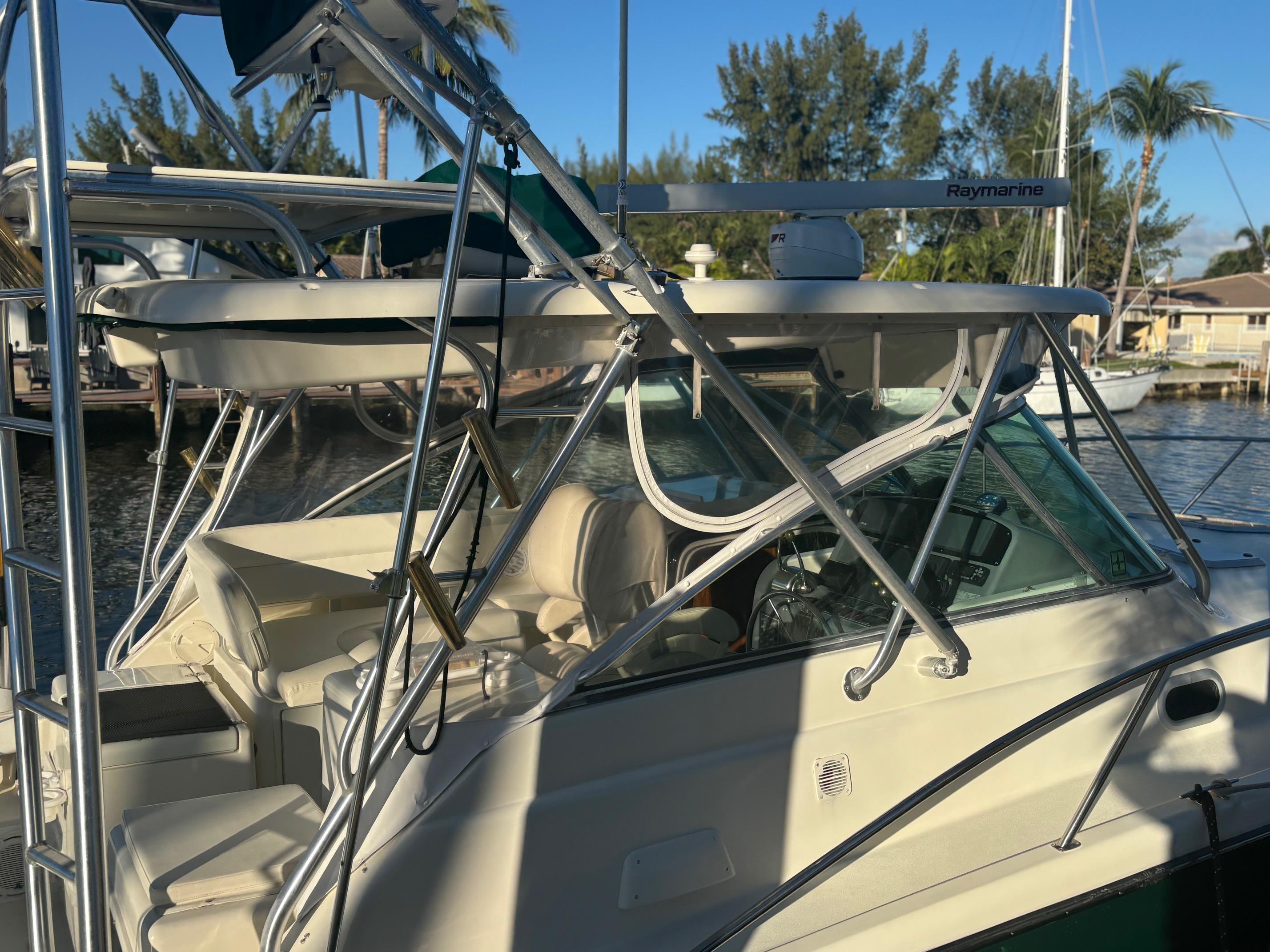 2000 Pursuit 3400 Express Express Cruiser for sale - YachtWorld