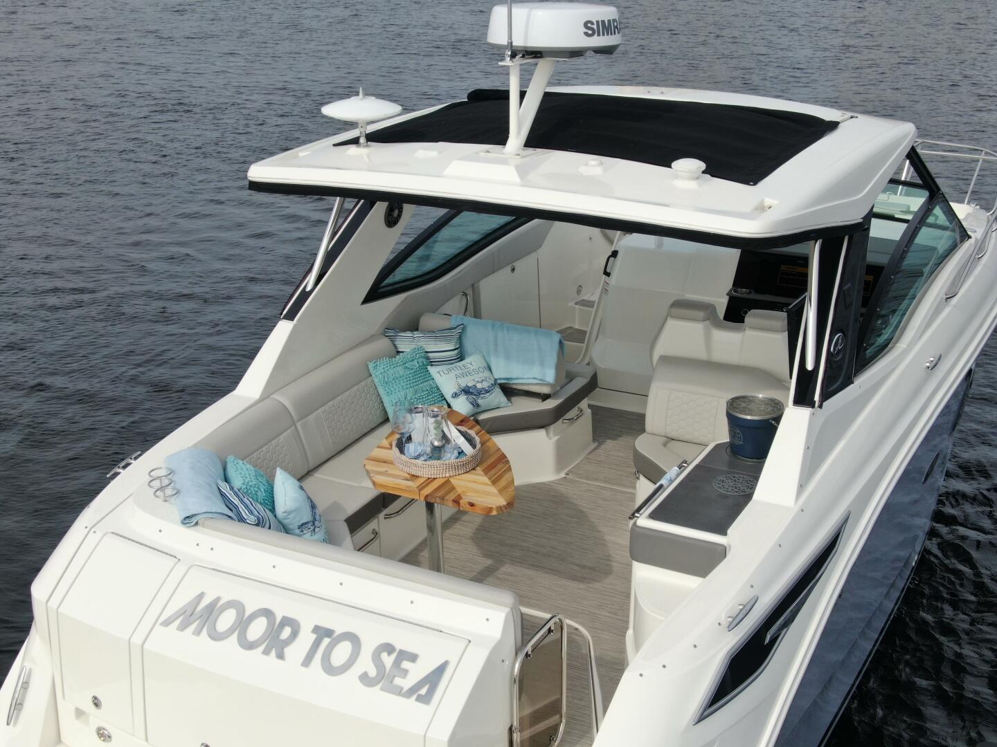 2021 Sea Ray 320 Sundancer Cruiser for sale - YachtWorld