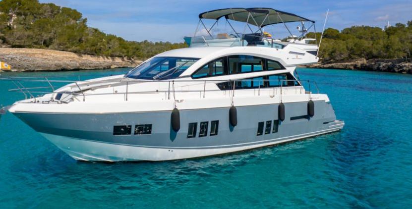 2013 Fairline Squadron 50 Flybridge for sale - YachtWorld