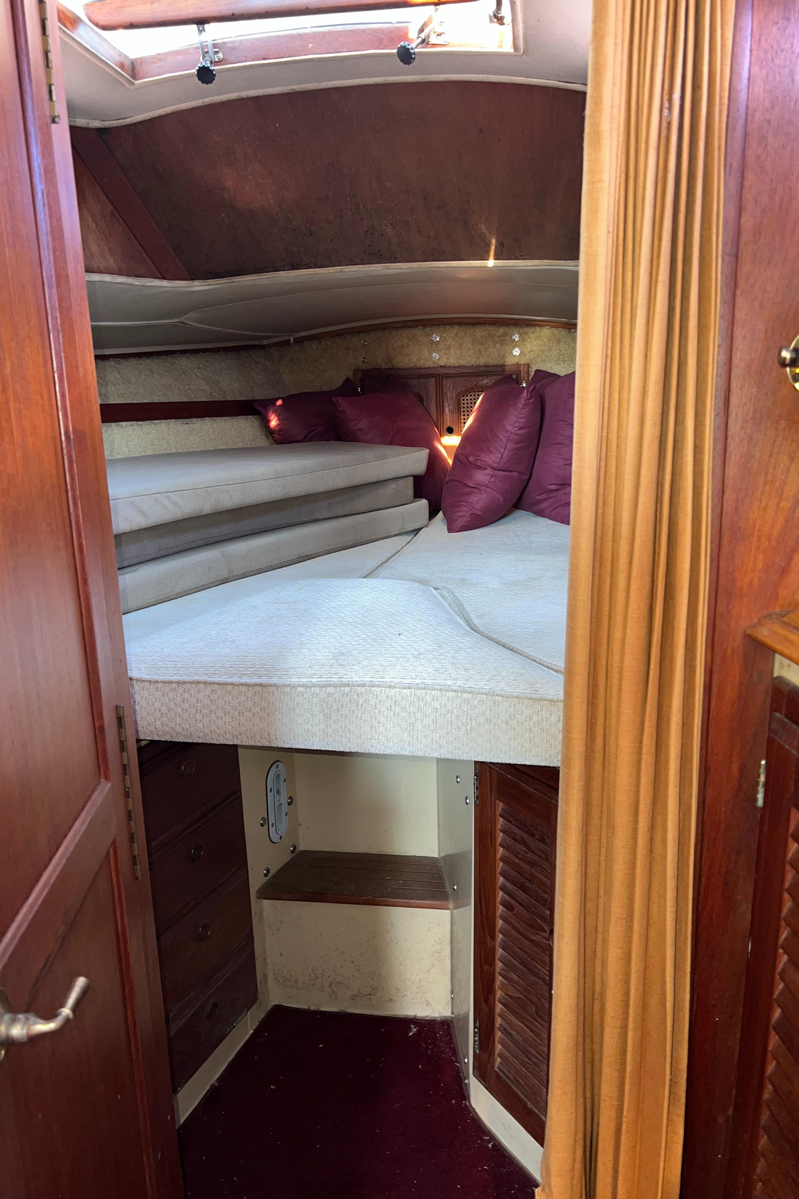 1977 Islander 36 Cruiser/Racer til salg- YachtWorld