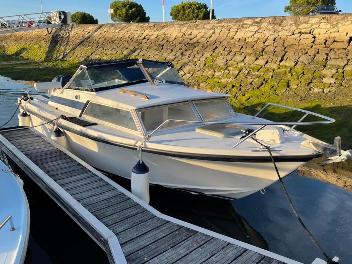 Used 1976 Yachting France Arcoa 680 - 38 - Isère | TopBoats Used 1976 Yachting France Arcoa 680 - 38 - Isère | TopBoats