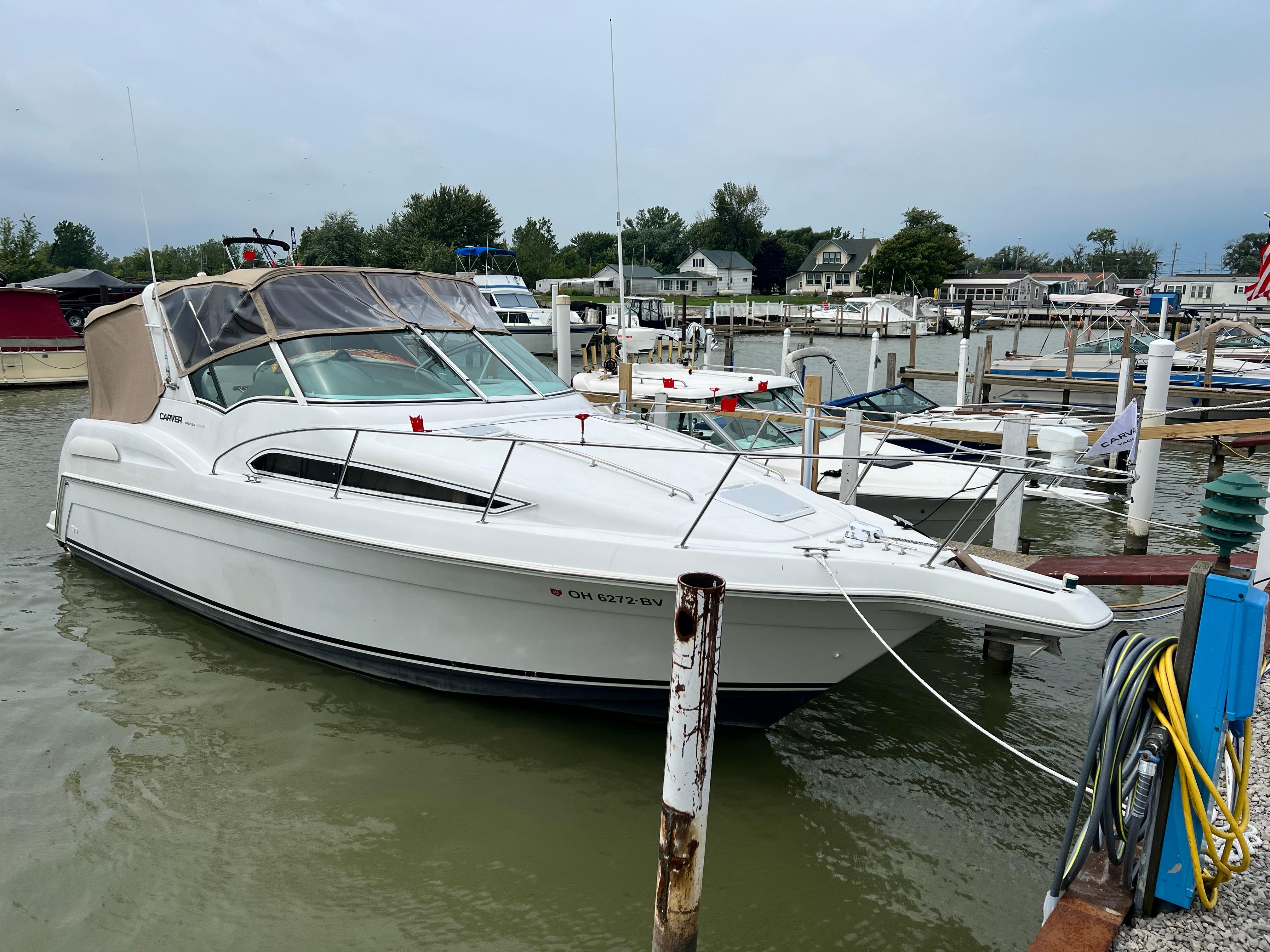 1997 Carver 310 Motorcruiser Kaufen - YachtWorld