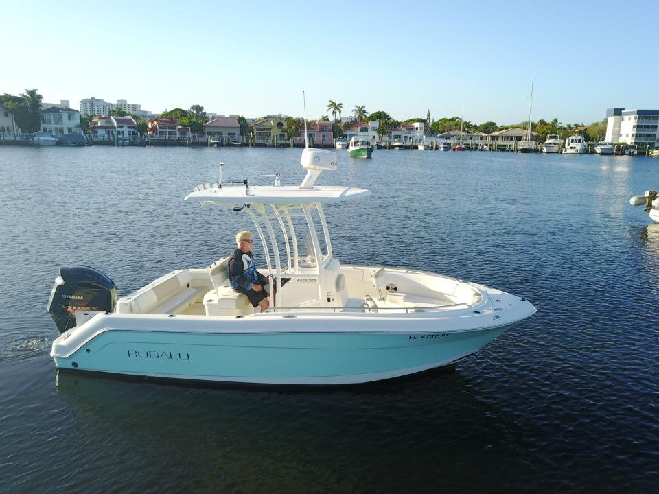 2017 Robalo R222 Center Console Barcos de consola central en venta ...