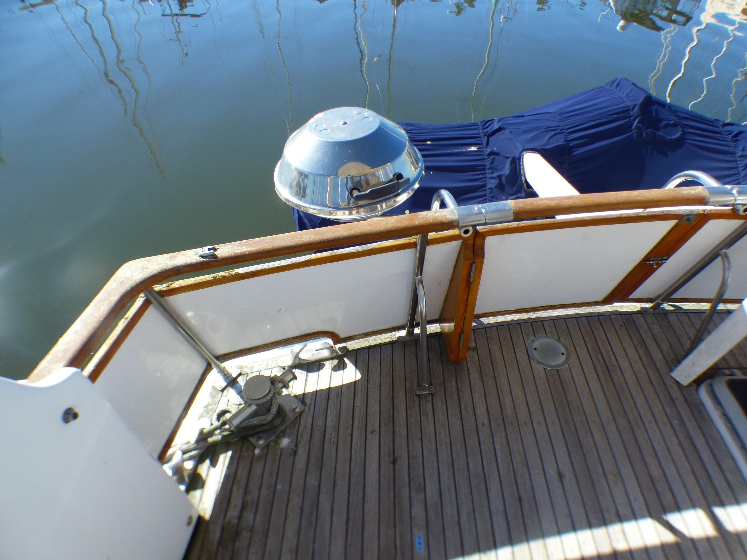 1984 Spindrift 39 ft. Aft Cabin Twin Diesel Aft Cabin for sale - YachtWorld