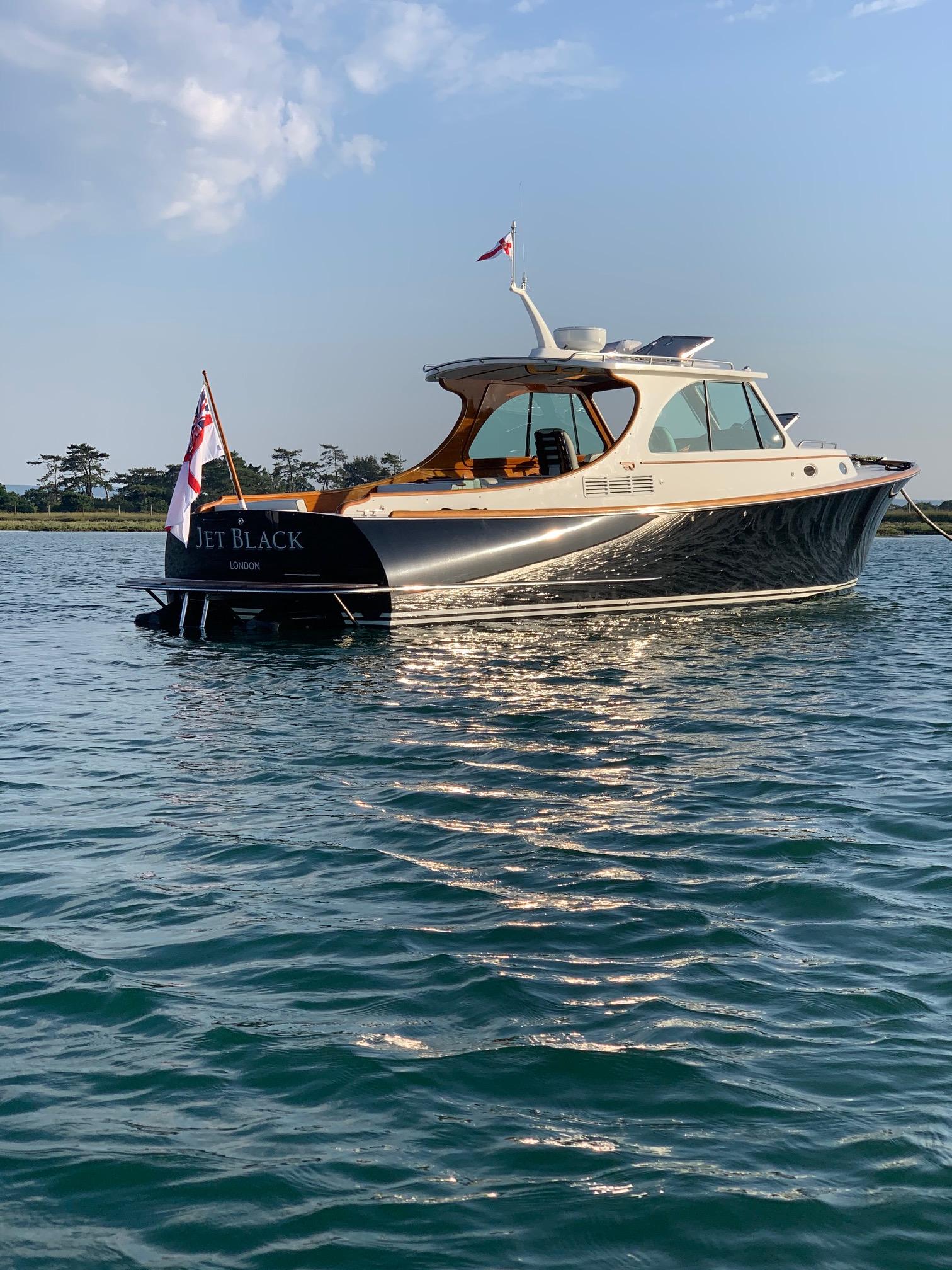 2016 Hinckley Picnic Boat 34 Downeast for sale - YachtWorld