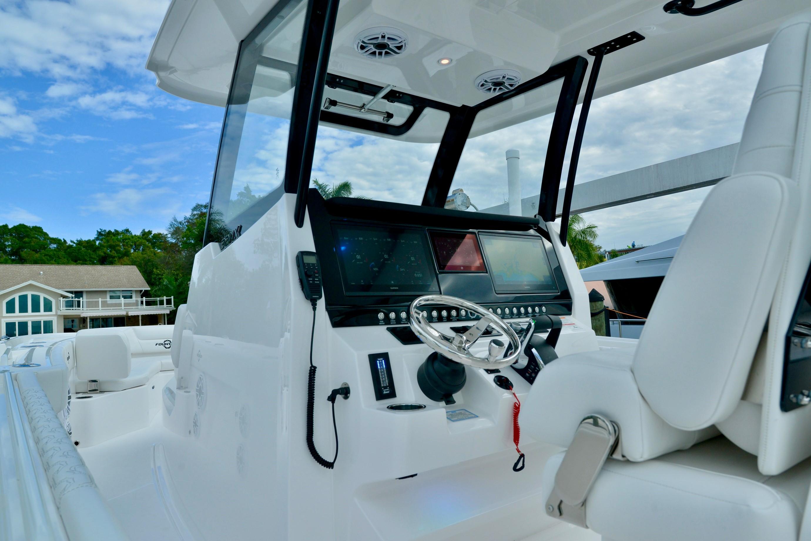 2024 Fountain 32 NX Center Console for sale - YachtWorld