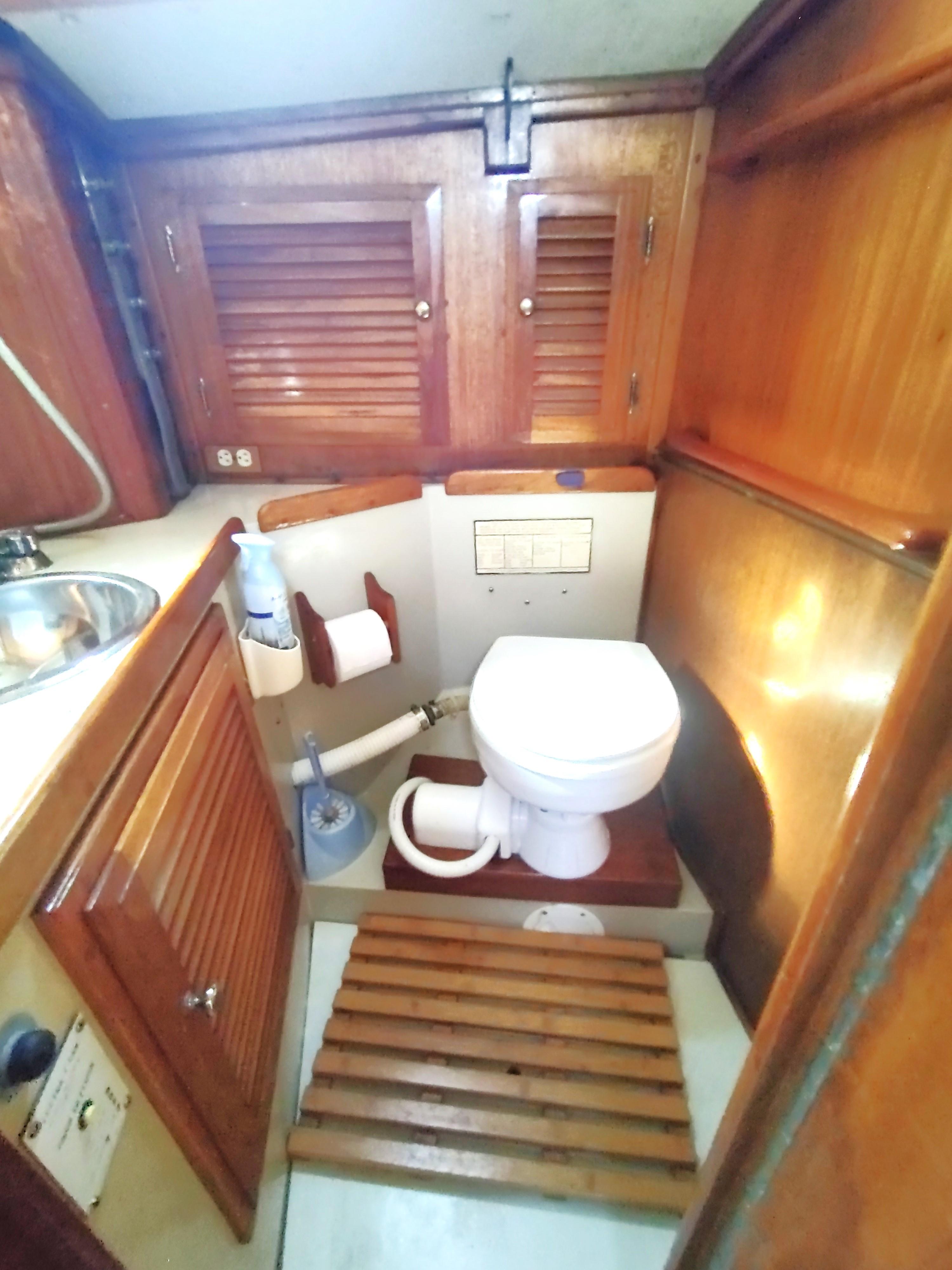 1972 Islander 36 Cruiser for sale - YachtWorld