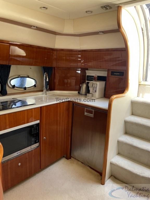 2000 Princess V42 Motor Yacht for sale - YachtWorld