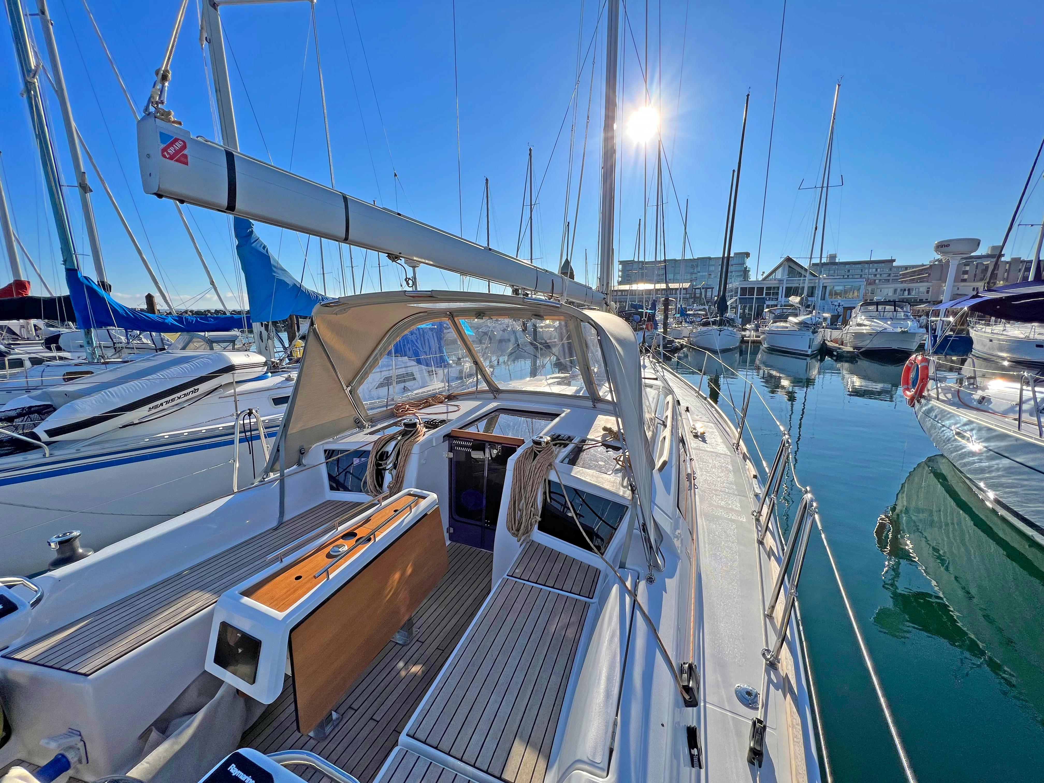 2023 Dufour 360 Racer/ Cruiser Segelboote Kaufen - YachtWorld