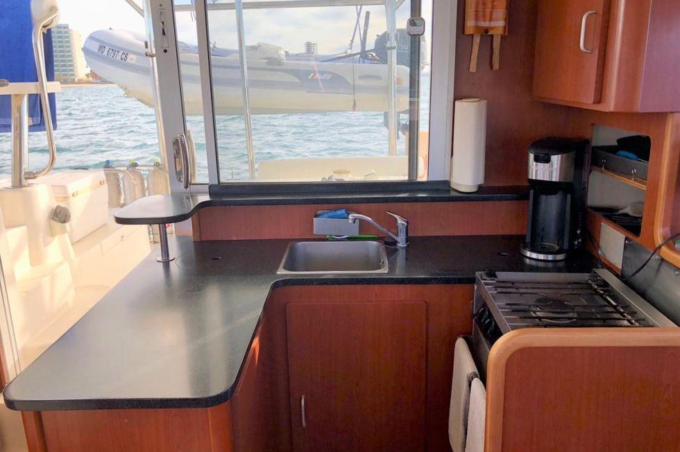 2010 Leopard 38 Multi-Hull for sale - YachtWorld