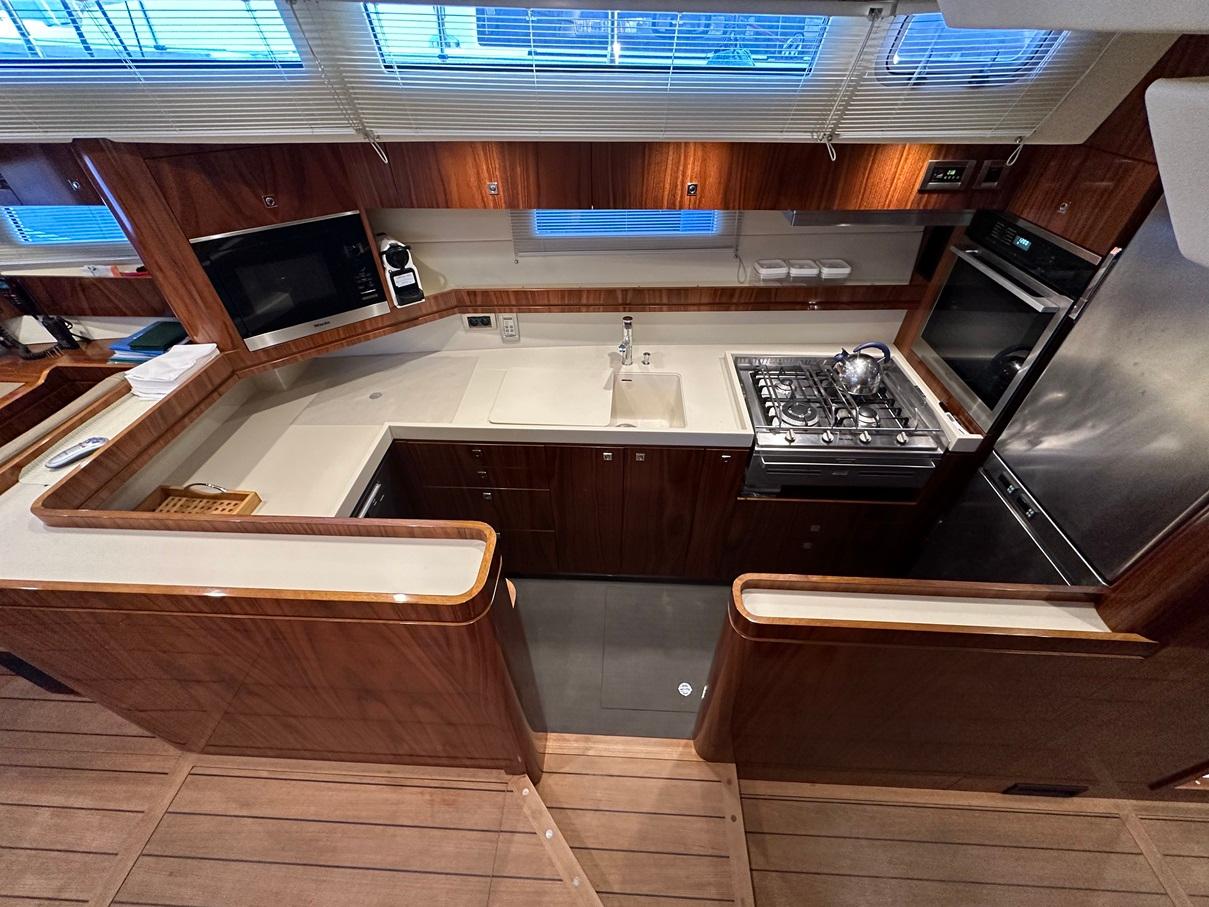 2015 Amel 64 Ketch for sale - YachtWorld