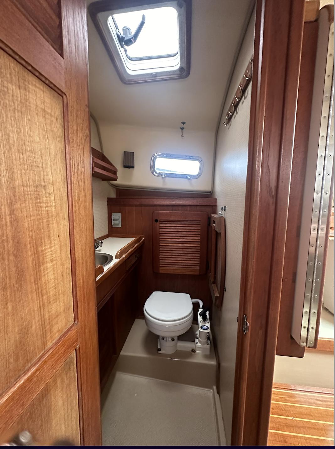 1990 Island Packet 27 Cruiser for sale - YachtWorld