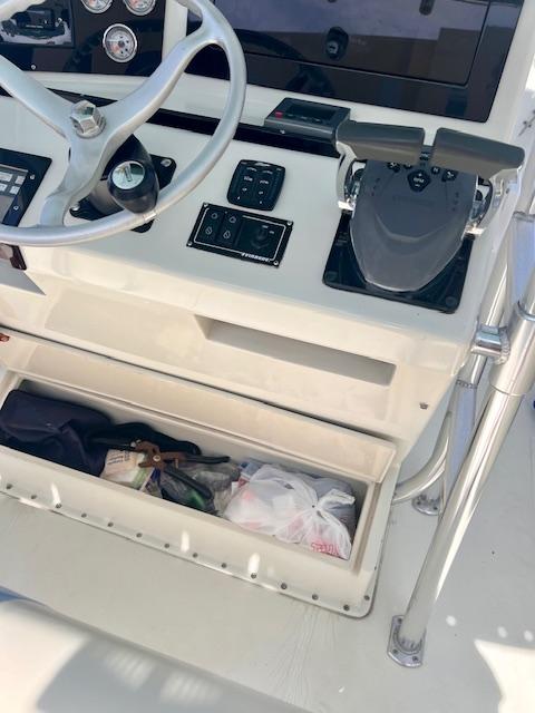 1993 Jupiter 31 Center Console Center Console for sale - YachtWorld