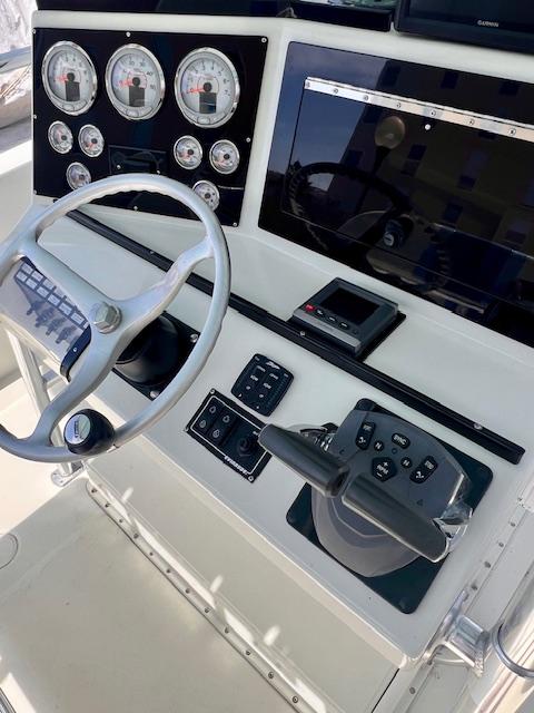 1993 Jupiter 31 Center Console Center Console for sale - YachtWorld