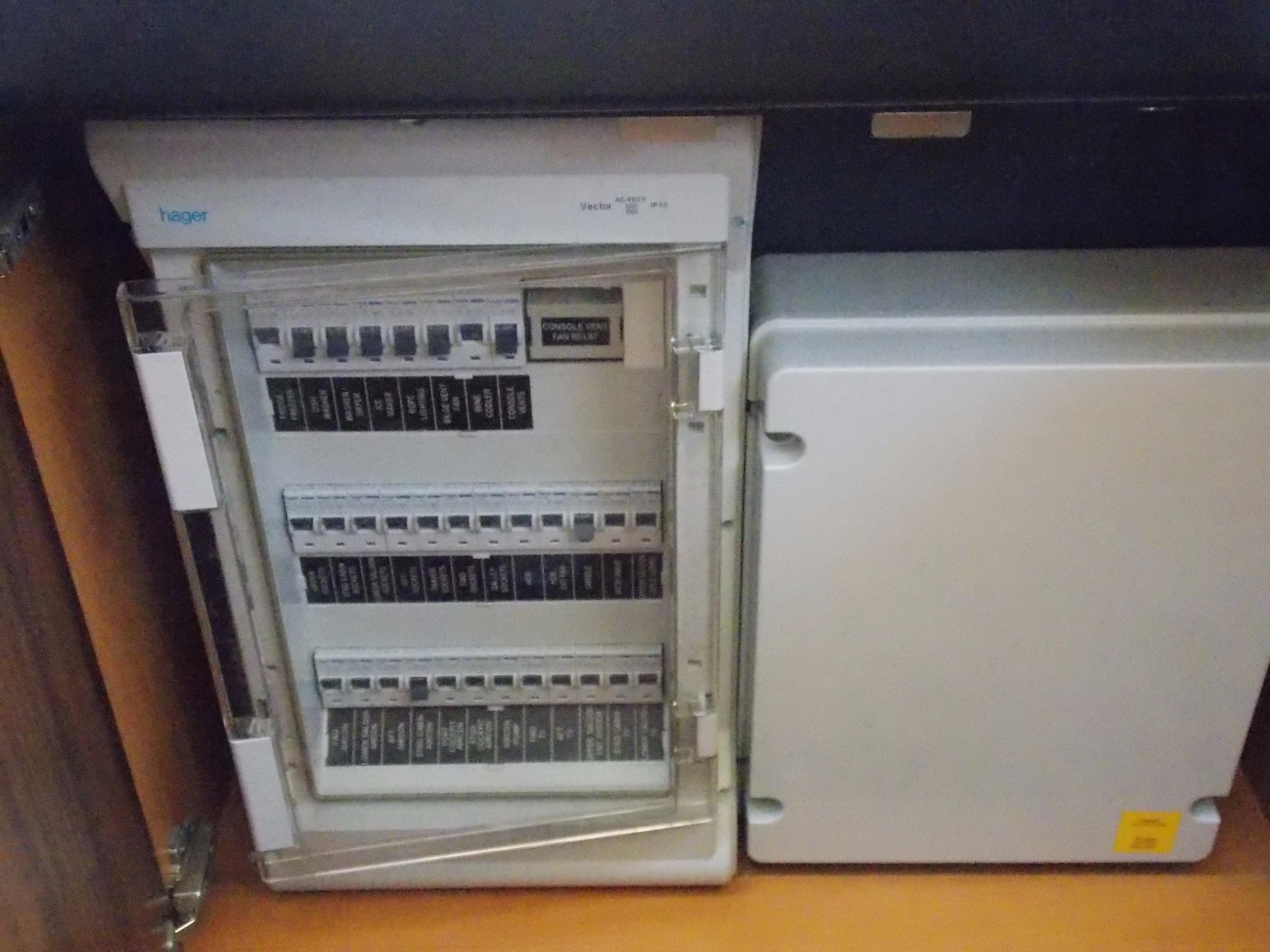 2007 Sunseeker Predator 72 Express Cruiser for sale - YachtWorld