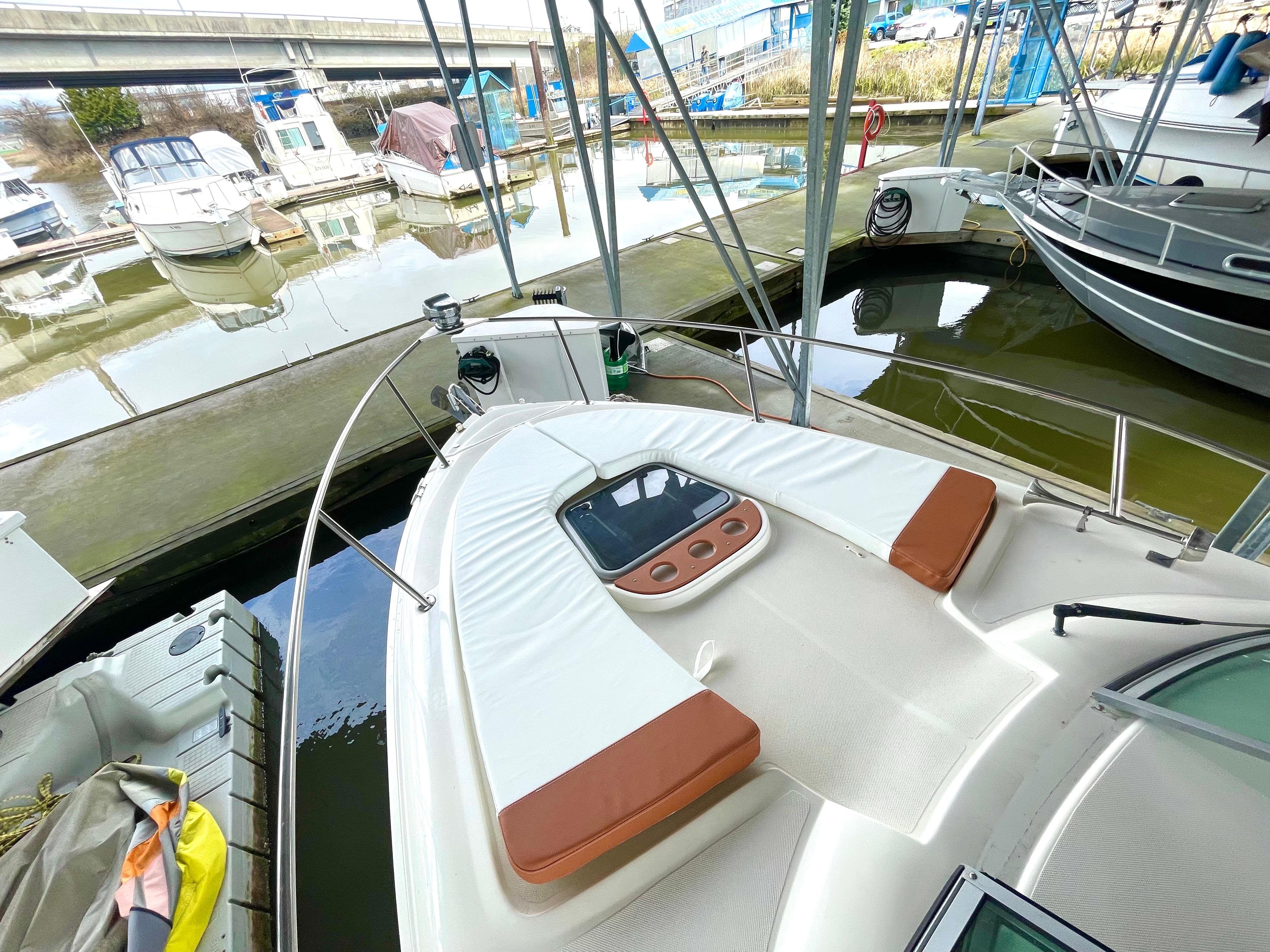 2013 Rinker 290 Express Cruiser Cruiser for sale - YachtWorld