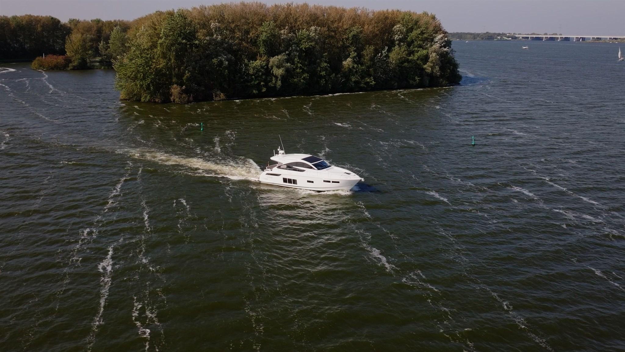 2017 Fairline Targa 48 GT Ekspresscruiser til salgs- YachtWorld