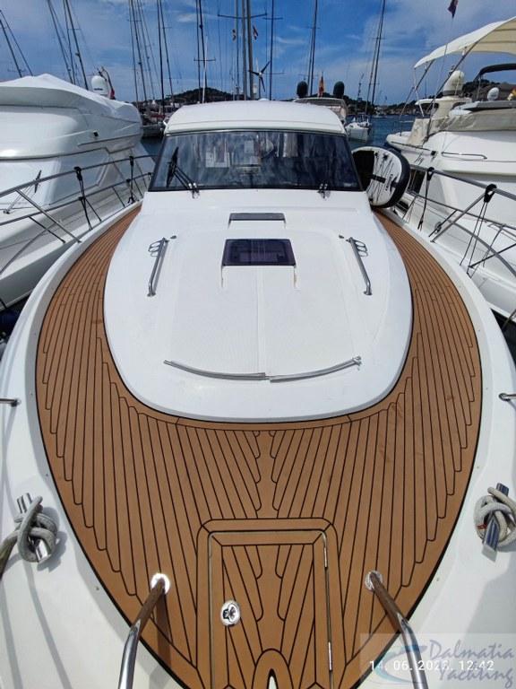 2017 Bavaria S 40 HT Motor Yachts for sale - YachtWorld