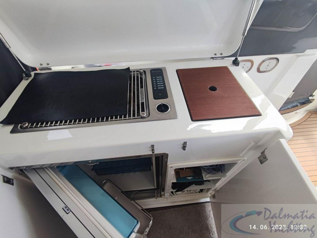 2017 Bavaria S 40 HT Motor Yachts for sale - YachtWorld