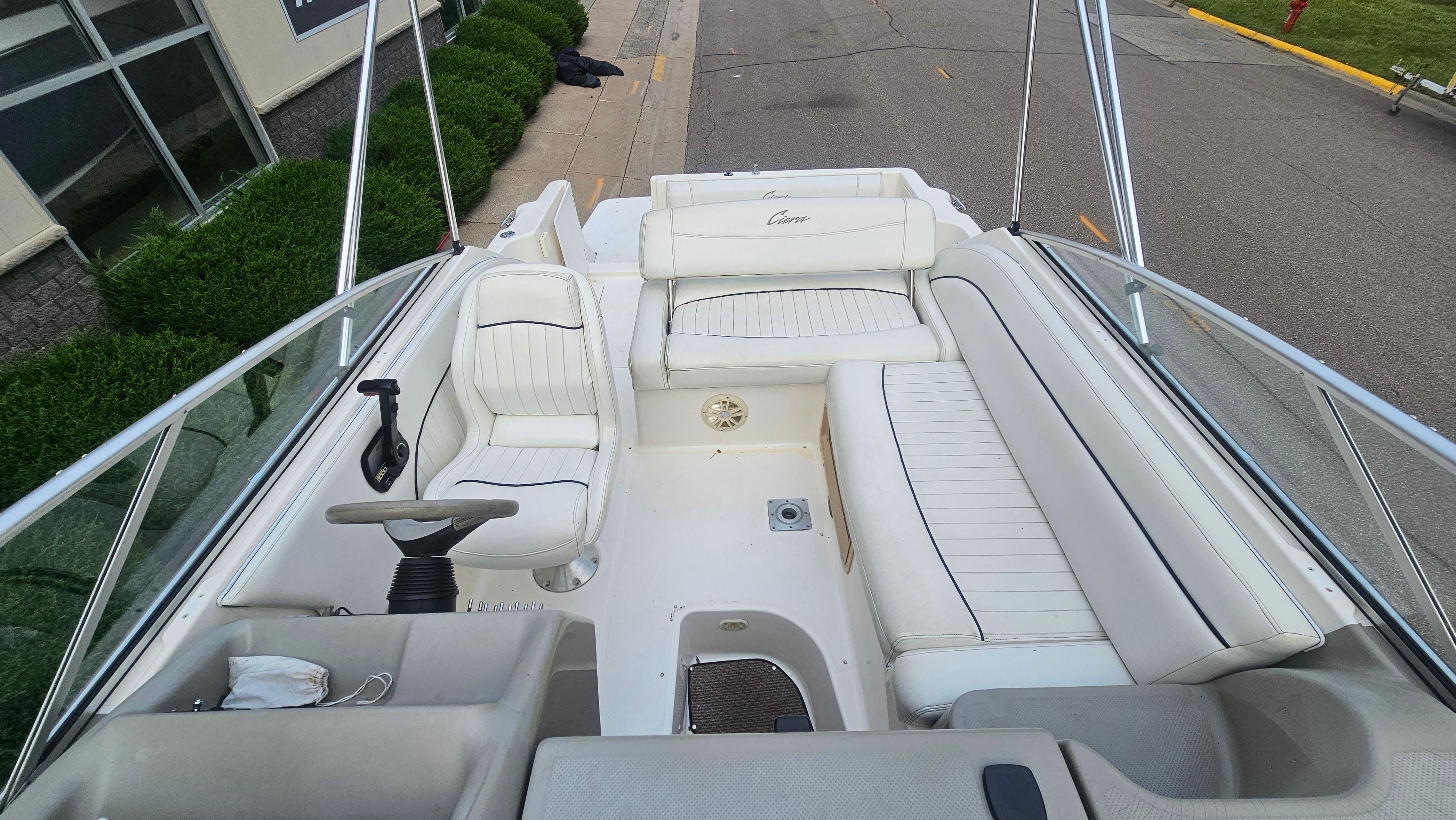 1998 Bayliner 2655 Ciera Cruiser for sale - YachtWorld