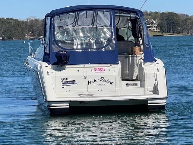 1997 Regal 402 Commodore Yates a motor en venta - YachtWorld