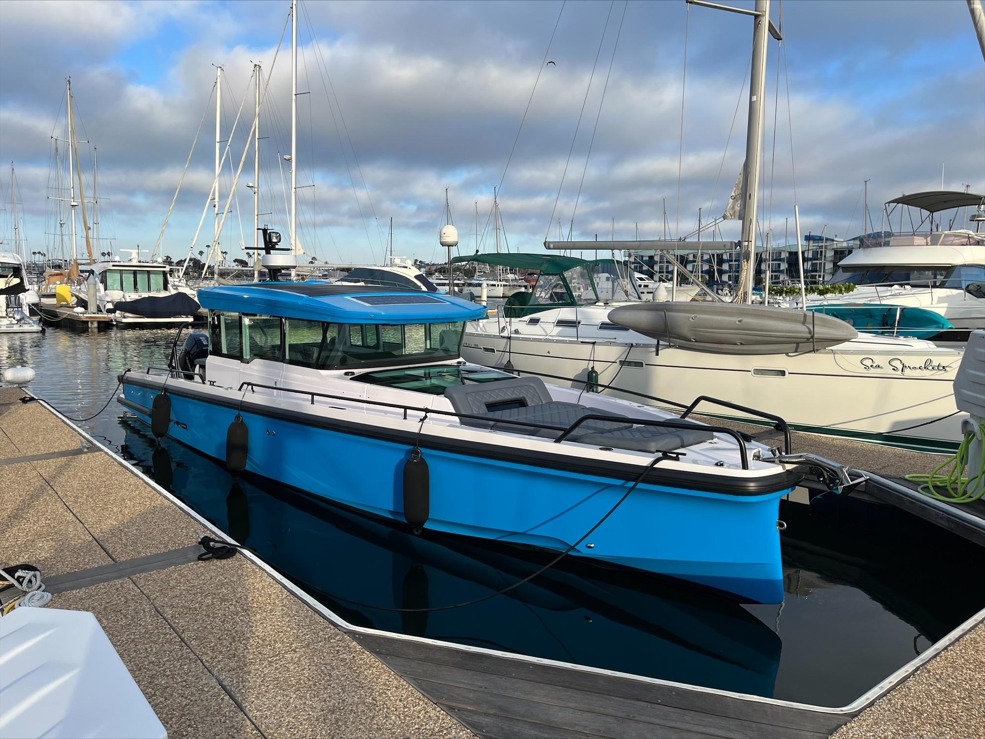 2020 Axopar 37 XC Aft Cabin BT Other for sale - YachtWorld